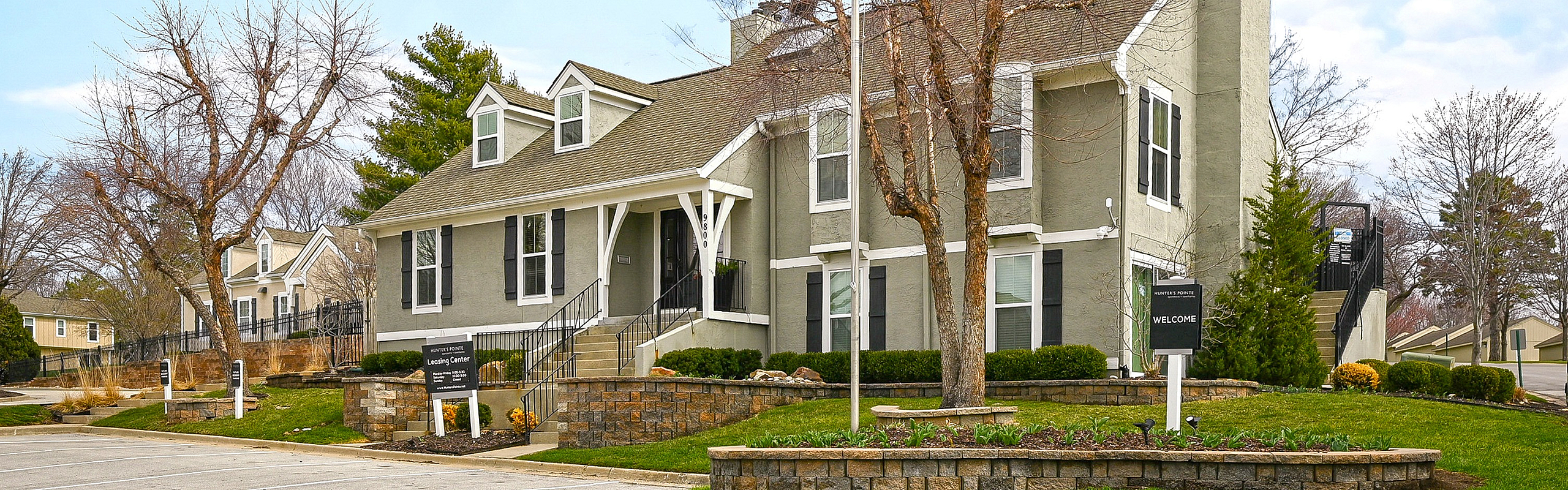 Hunter's Pointe Apartments | Authentication