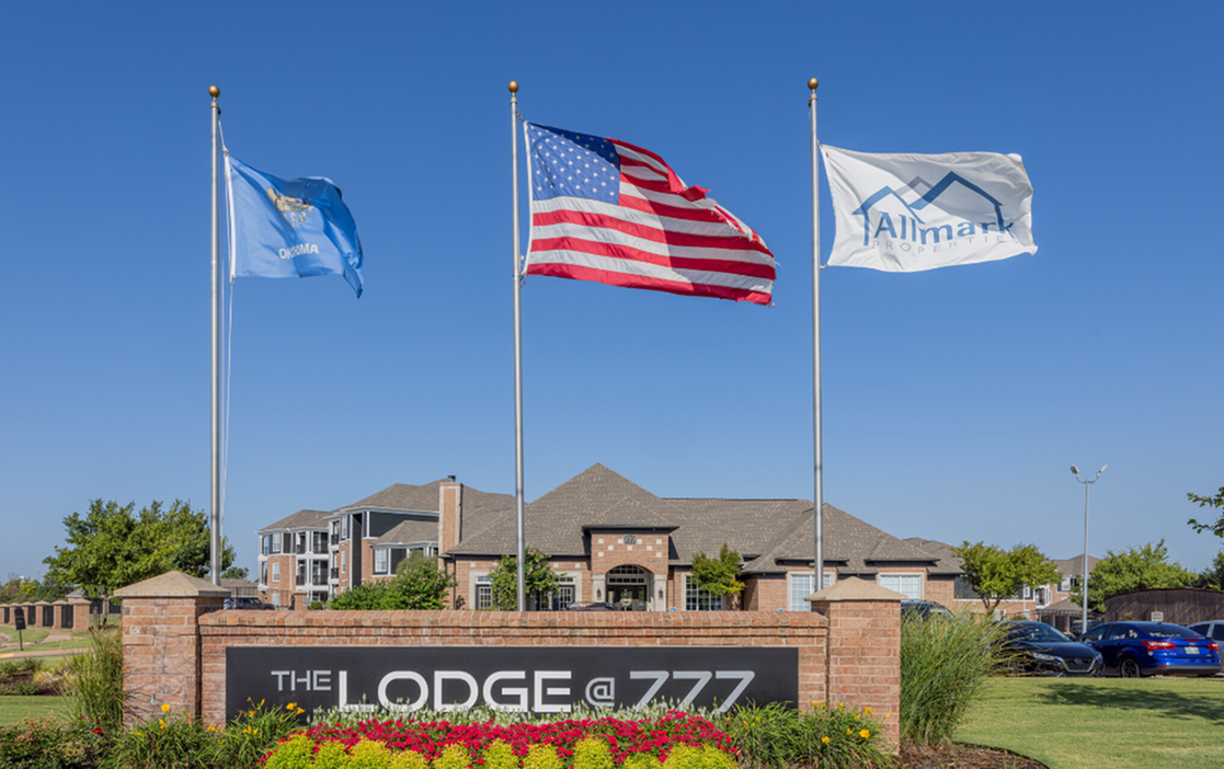 The Lodge @ 777 Apartments, 777 North Air Depot Blvd., Midwest City, OK ...