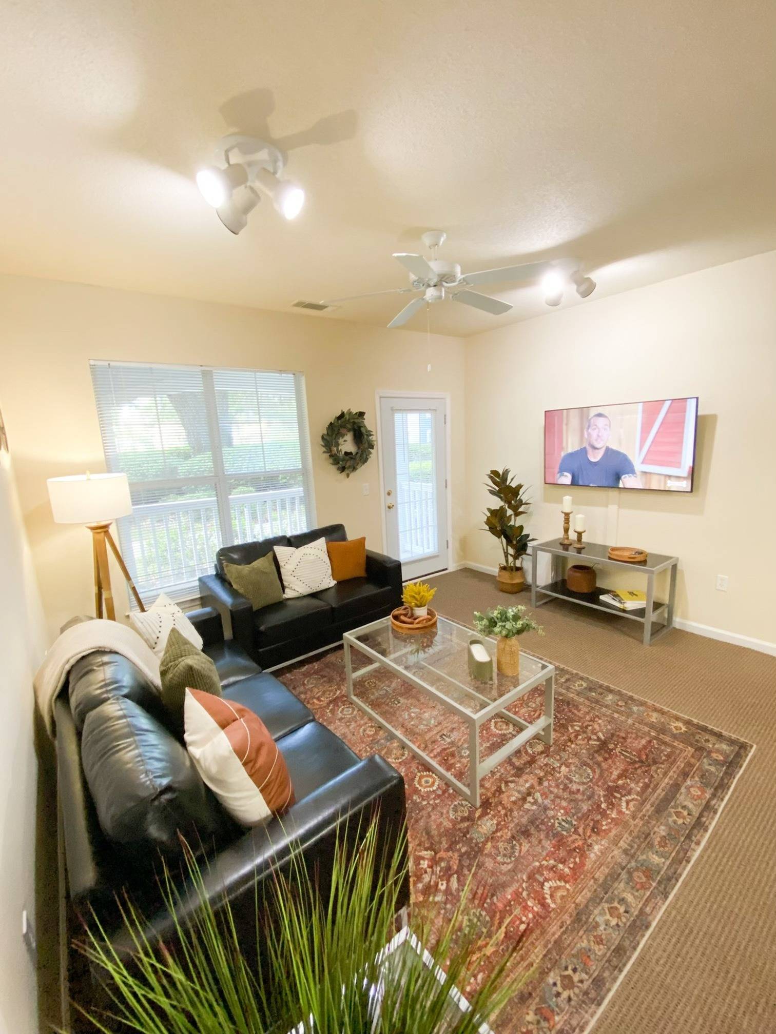 Photo Gallery | Gainesville Place | Student Living