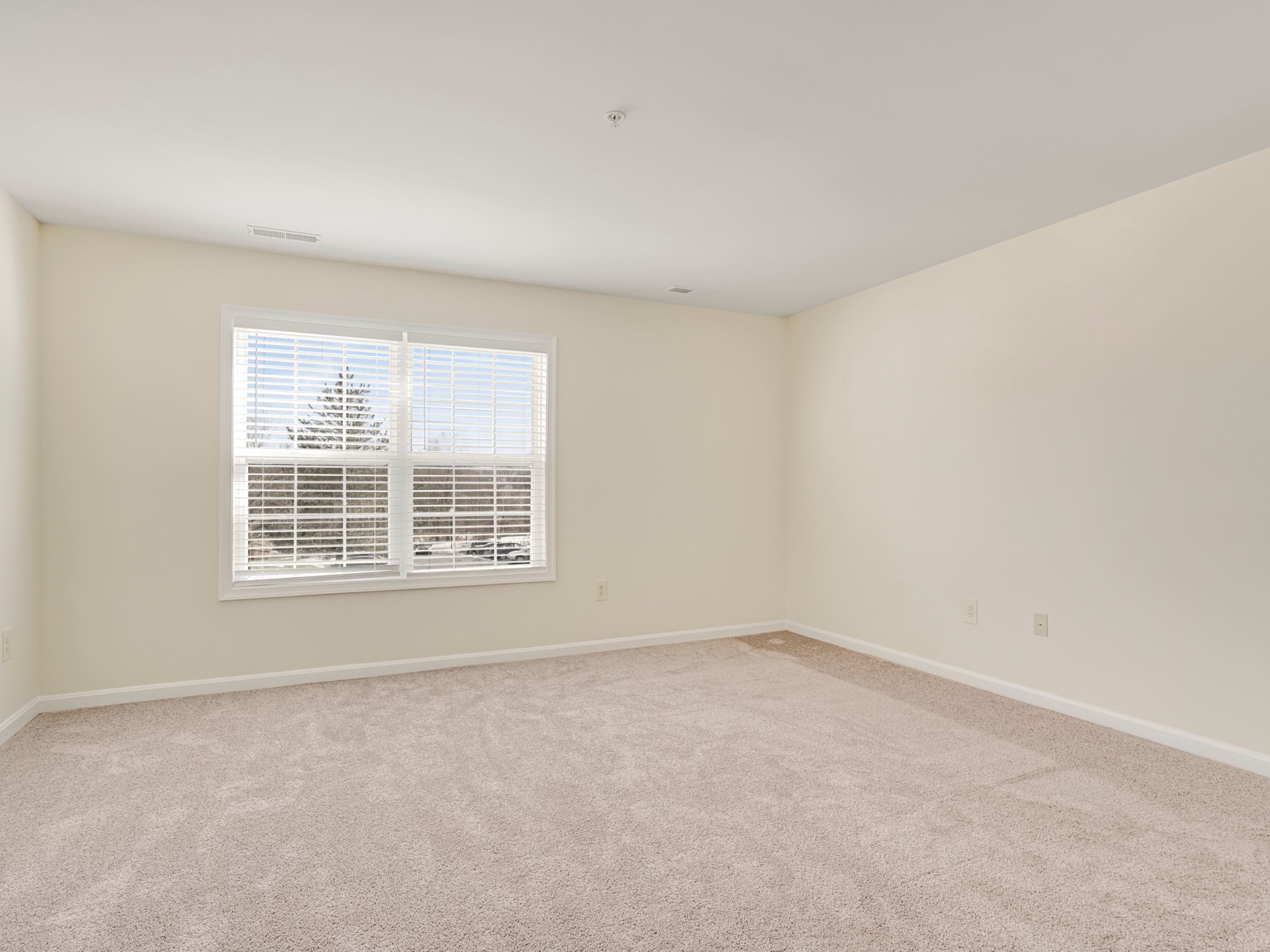 View Photos & Take A Virtual Tour | Liberty at Piney Ridge