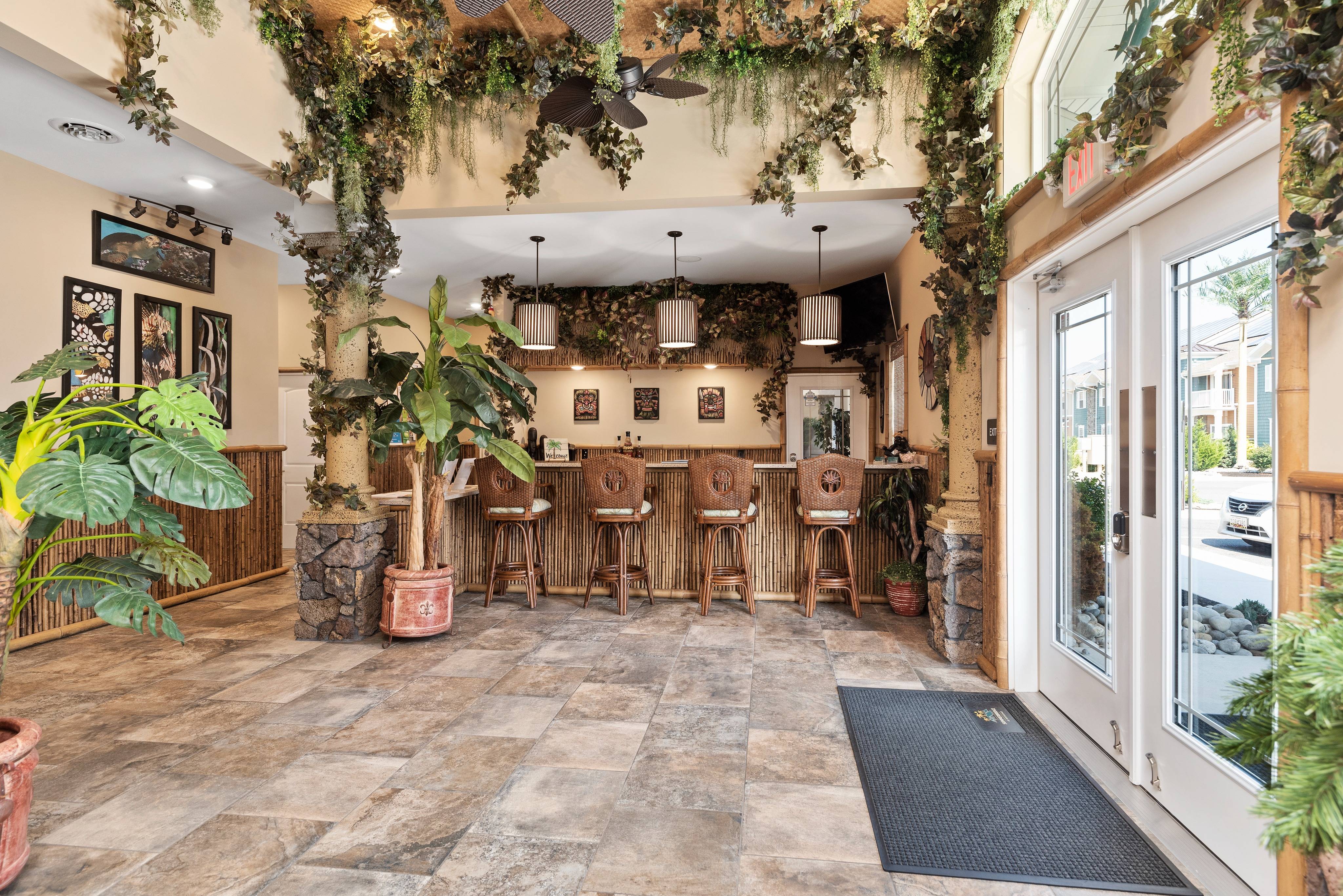 View Our Amenities | SummerBridge at RockLedge