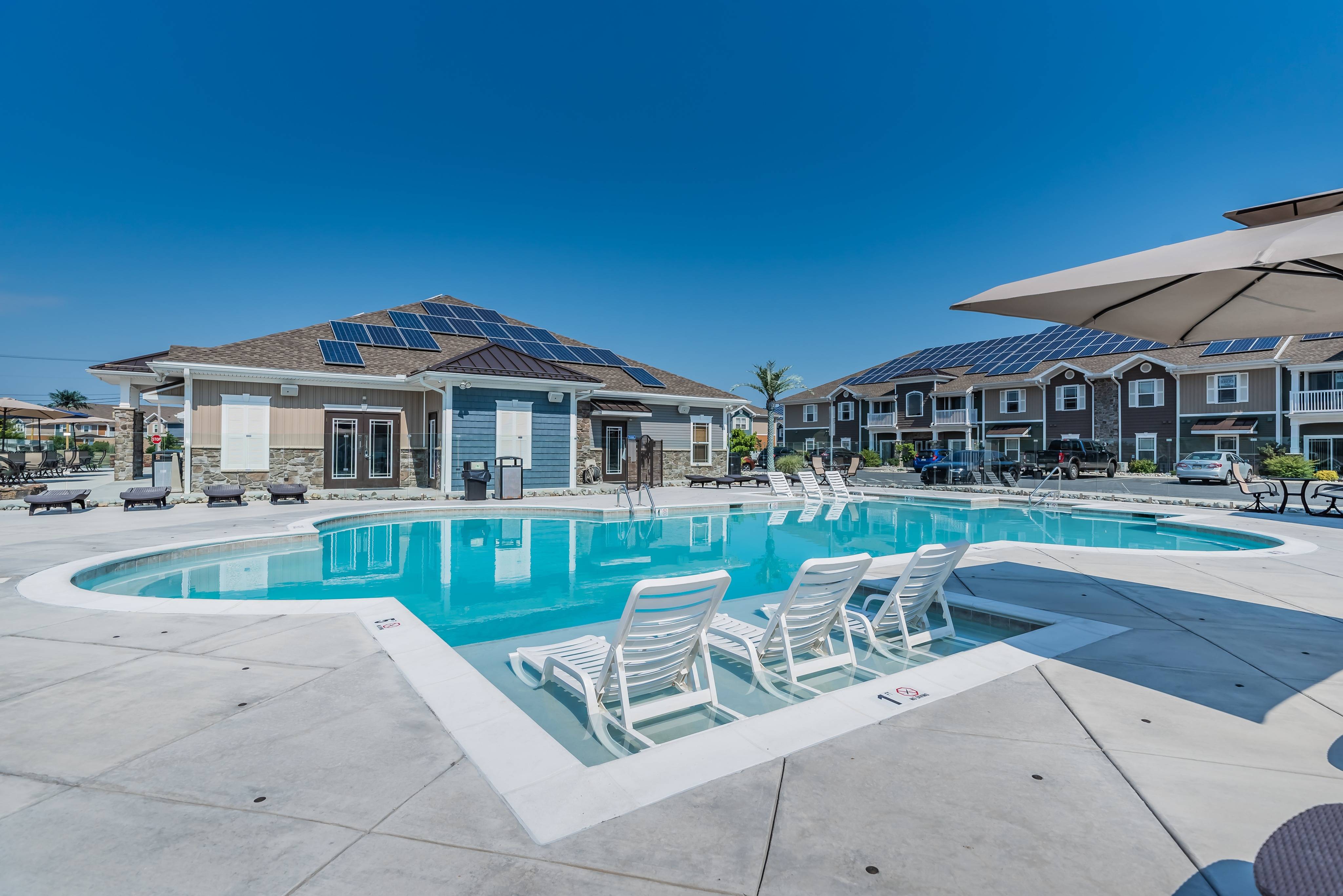 View Our Amenities | SummerBridge at RockLedge