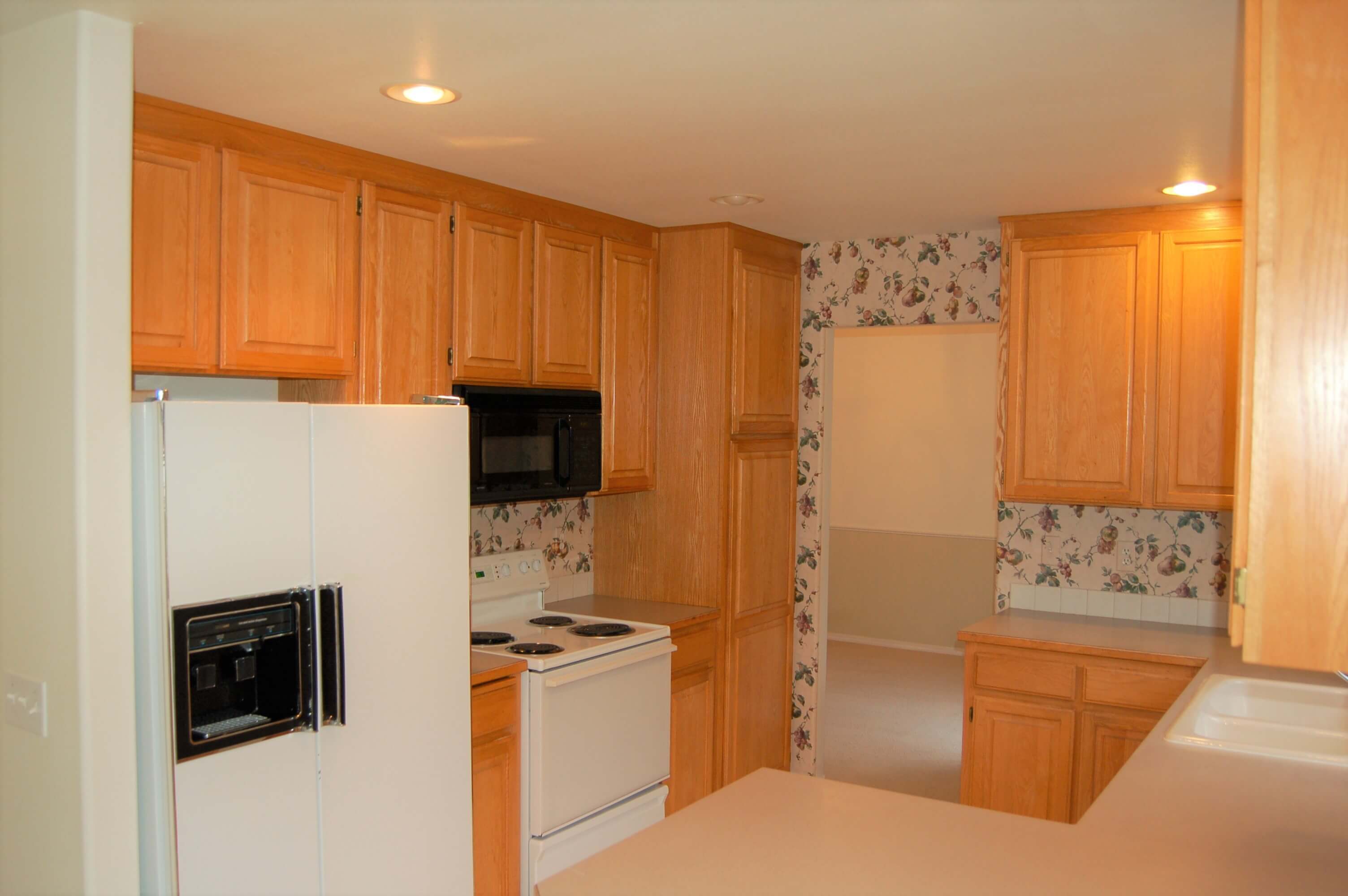 4x2.5 | 4 Bed Apartment | 3742 N Heather Pl