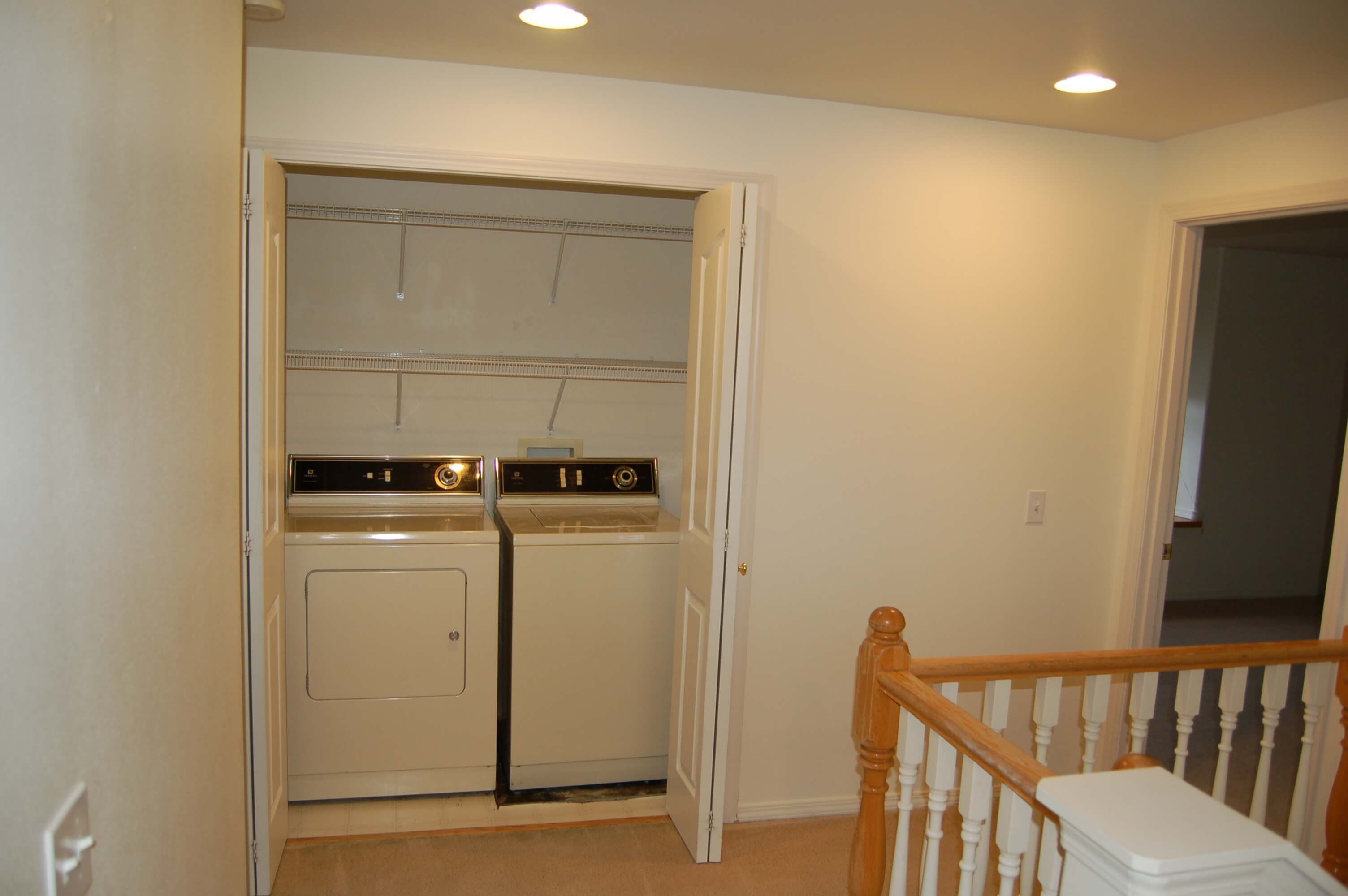 4x2.5 | 4 Bed Apartment | 3742 N Heather Pl