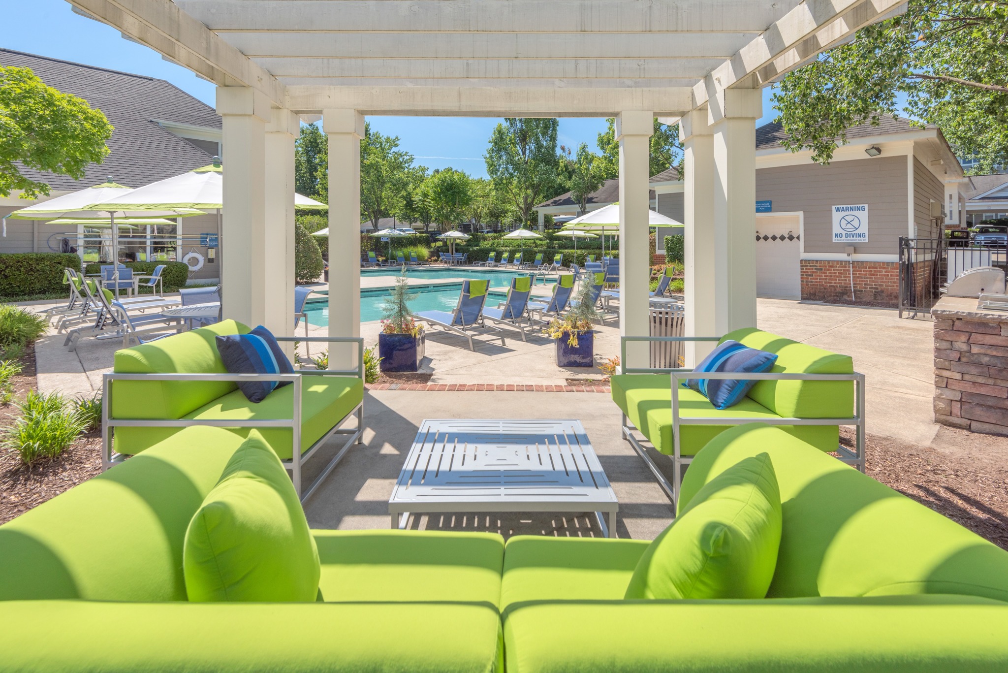 View Photos & Take A Virtual Tour | Alister Lake Lynn