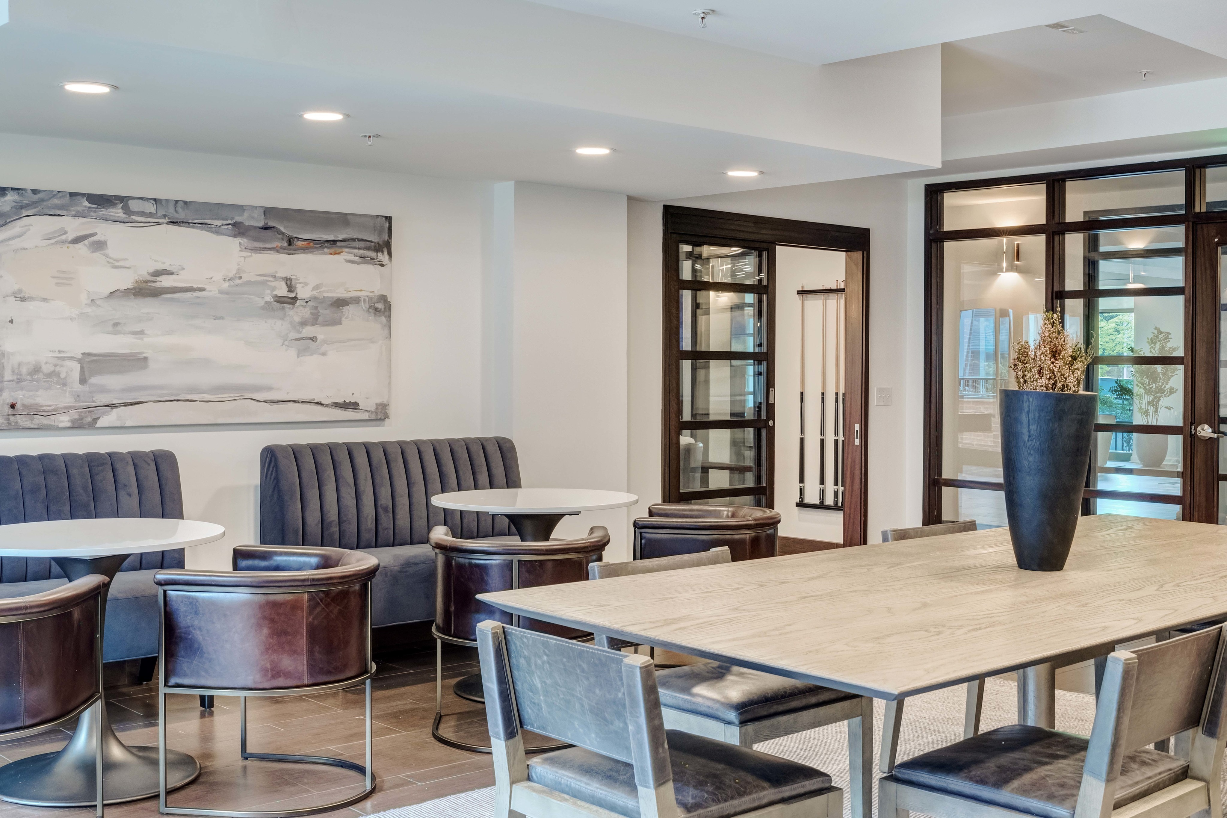 View Photos & Take A Virtual Tour | Alister Montclair