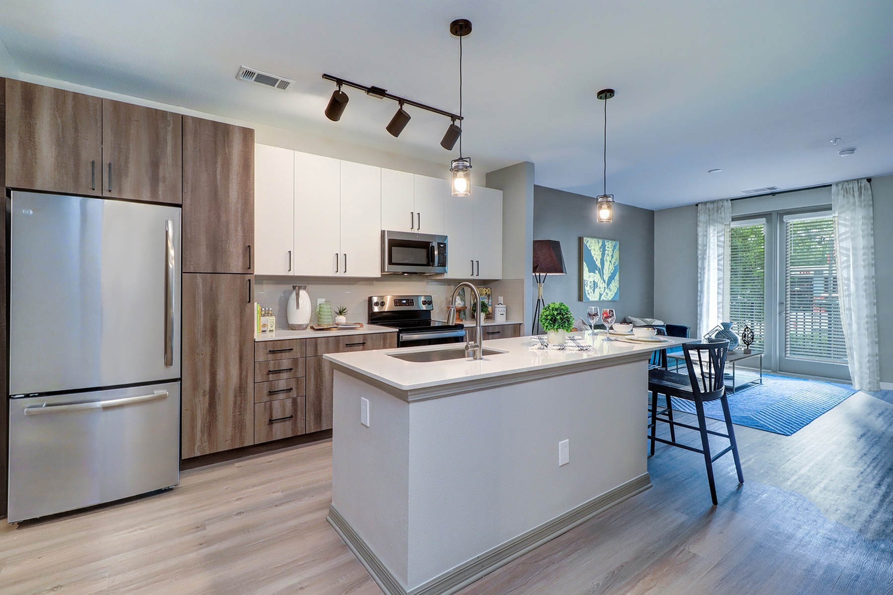 View Photos | Hite & Notch Apartments