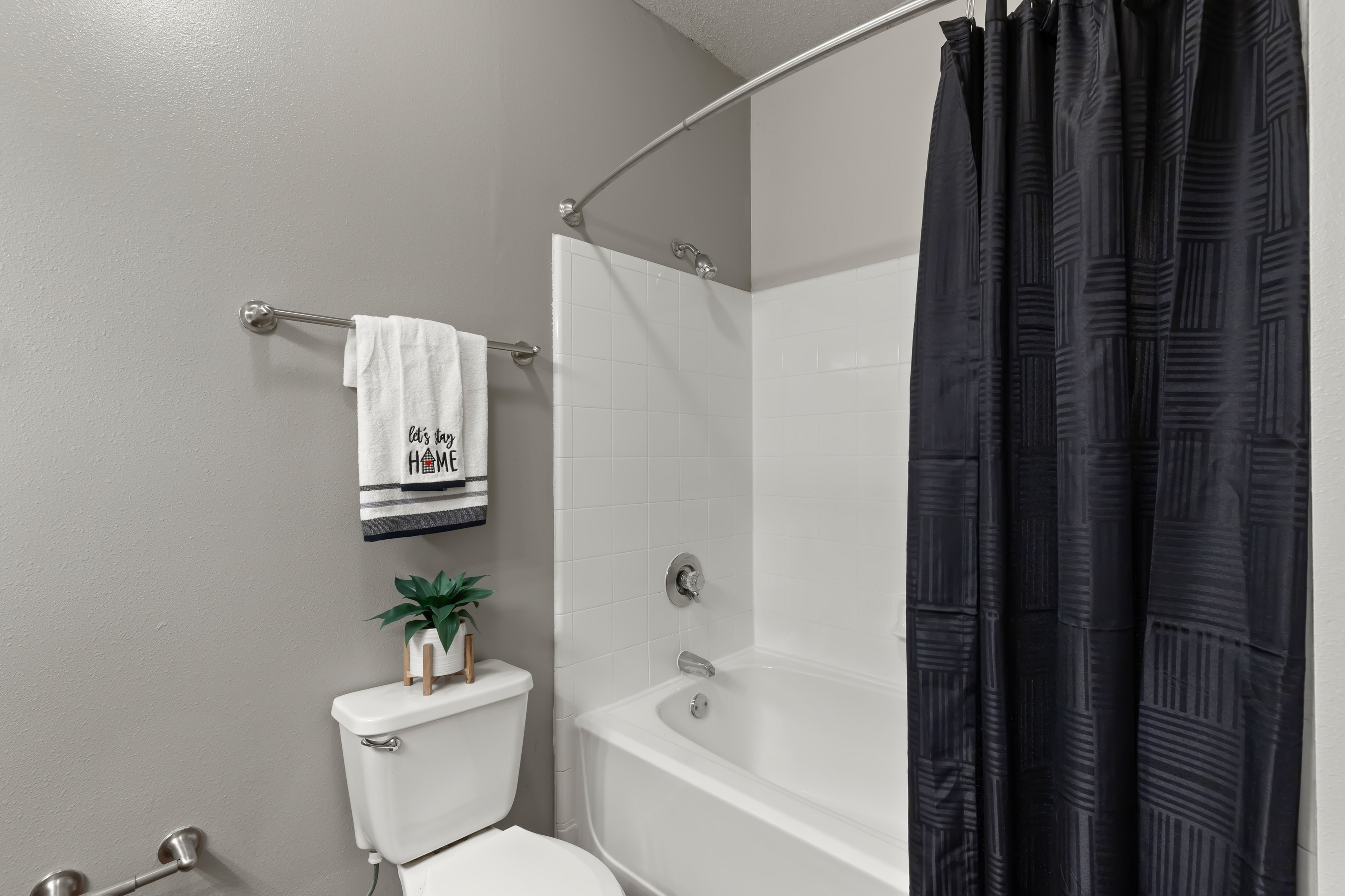 View Photos & Take A Virtual Tour | Summer Cove Apartments