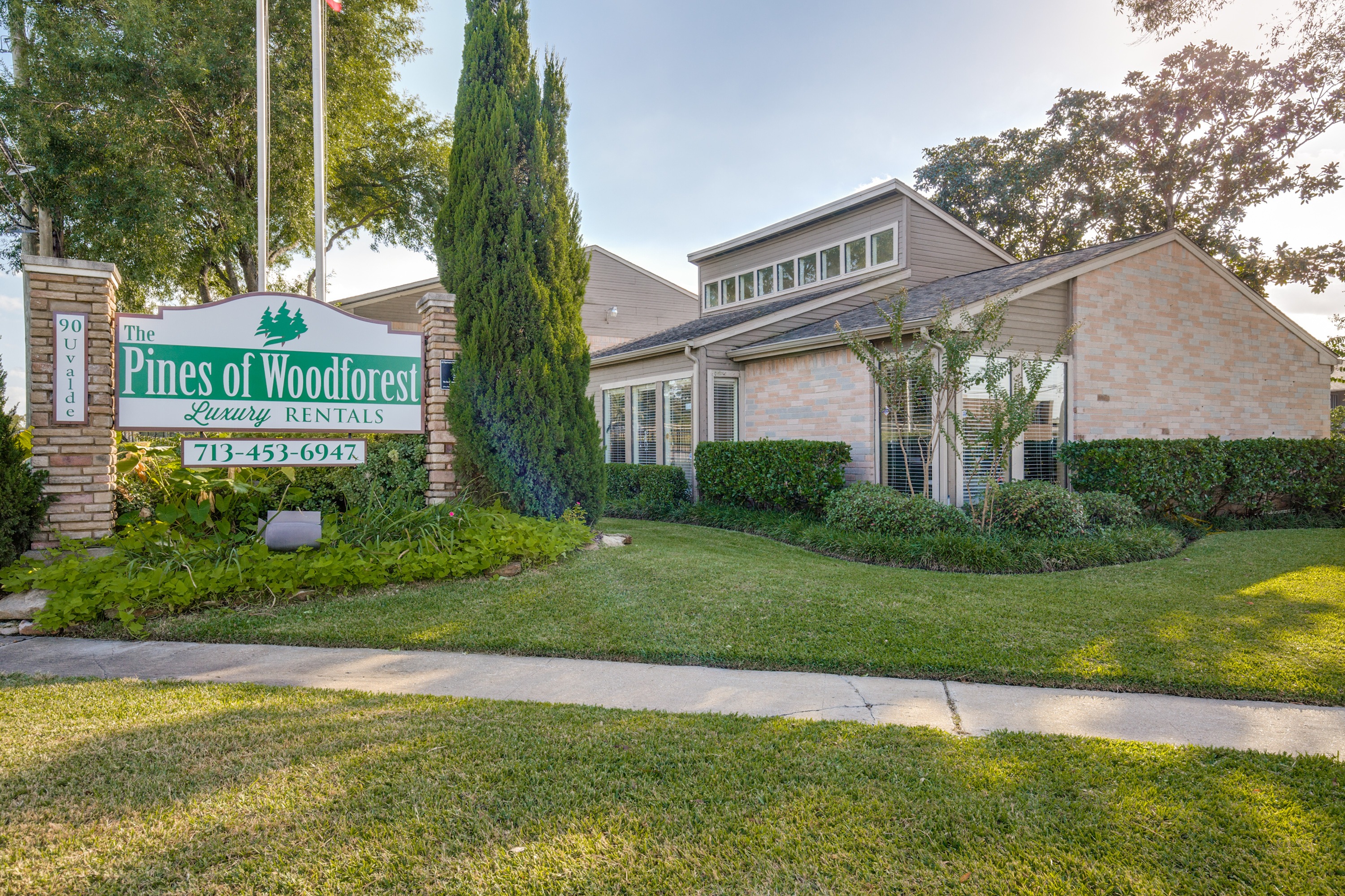 Apartments For Rent In Houston, TX l The Pines of Woodforest