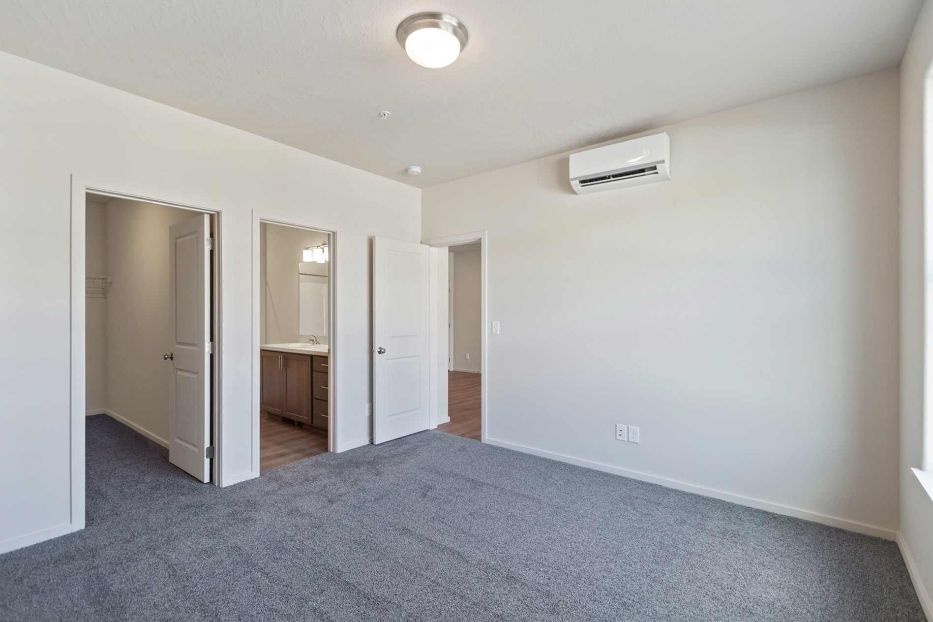 View Photos & Take A Virtual Tour | Harvest Lofts