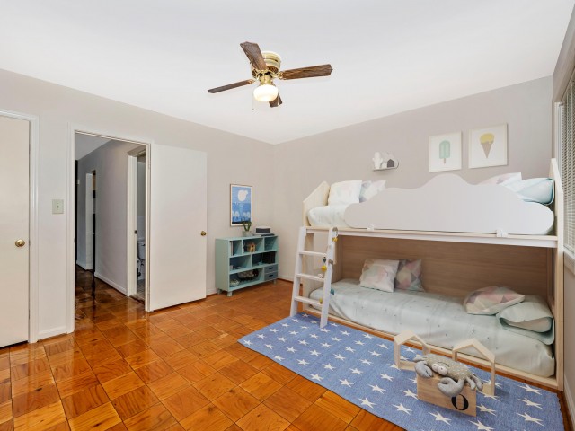 View Photos | Azalea Apartments