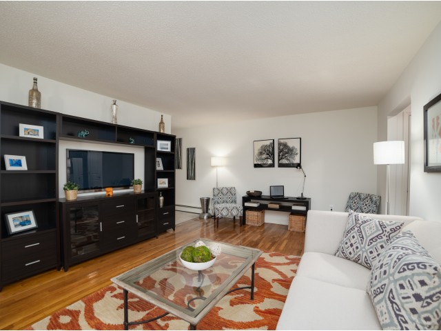 View Photos | Colony Oaks