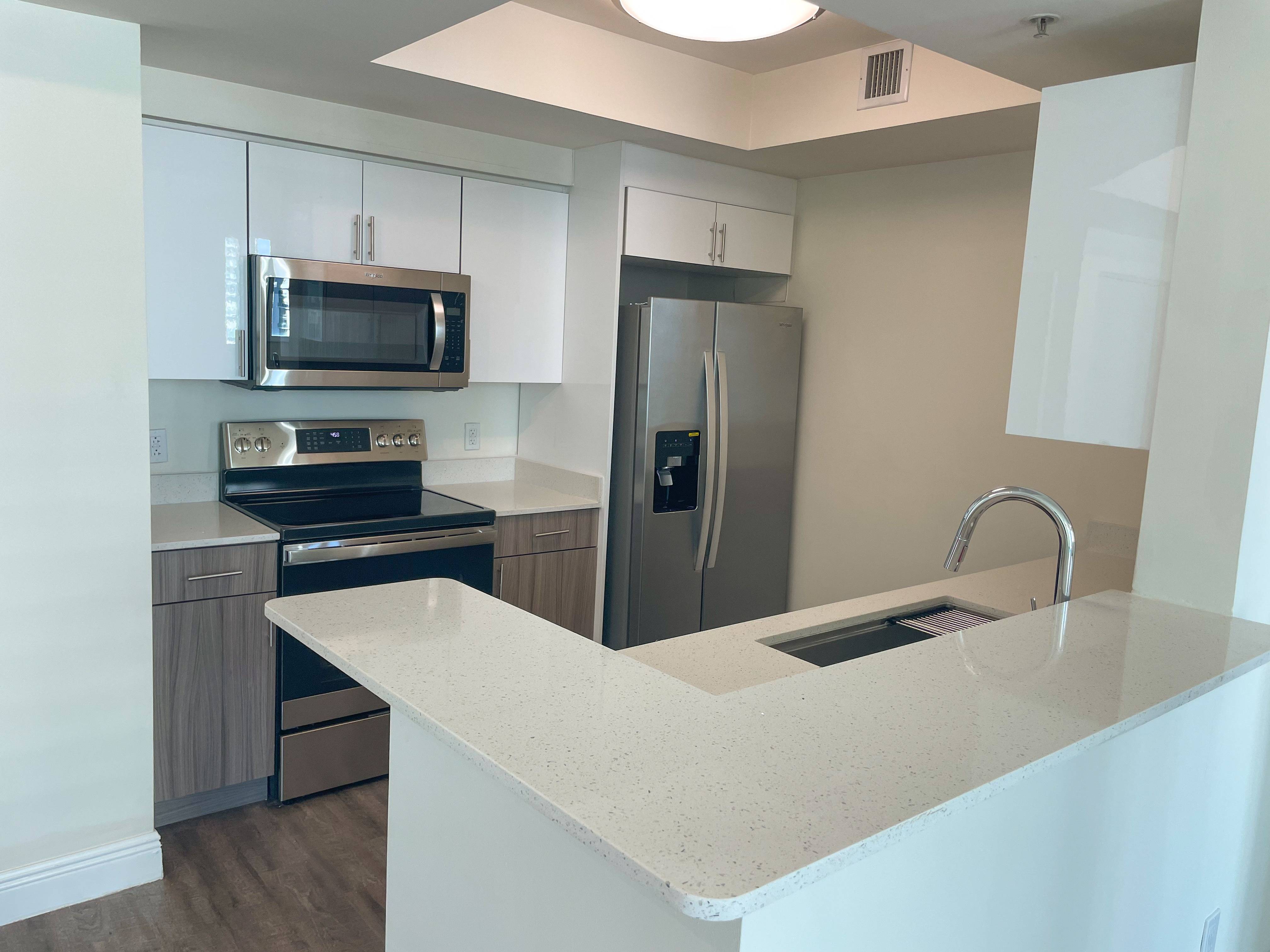 View Photos & Take A Virtual Tour | Brickell First