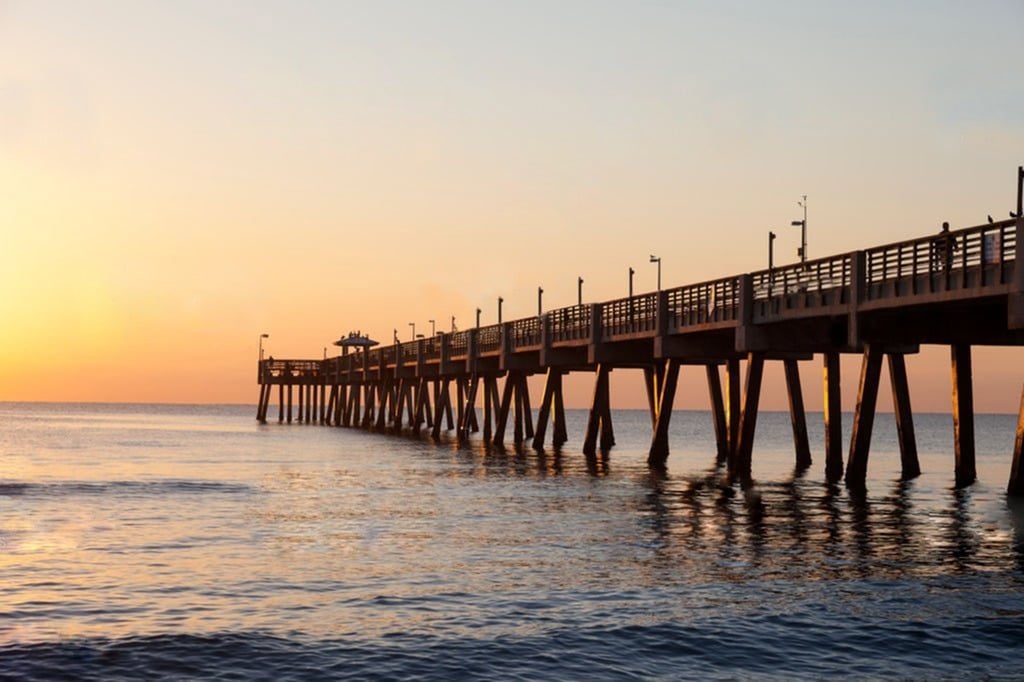 View Photos & Take A Virtual Tour | Sea View at Dania