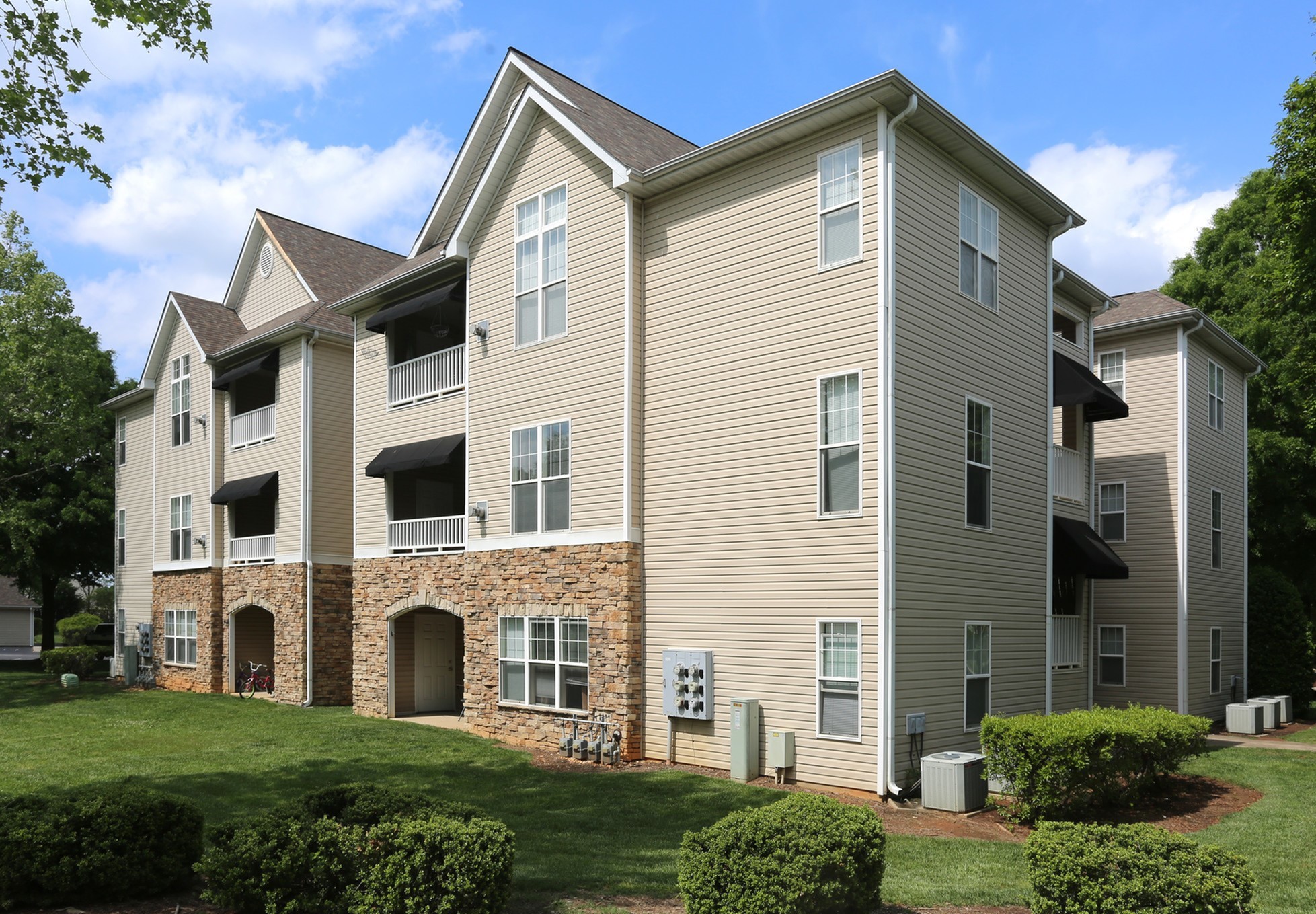 View Photos & Take A Virtual Tour | Allerton Place