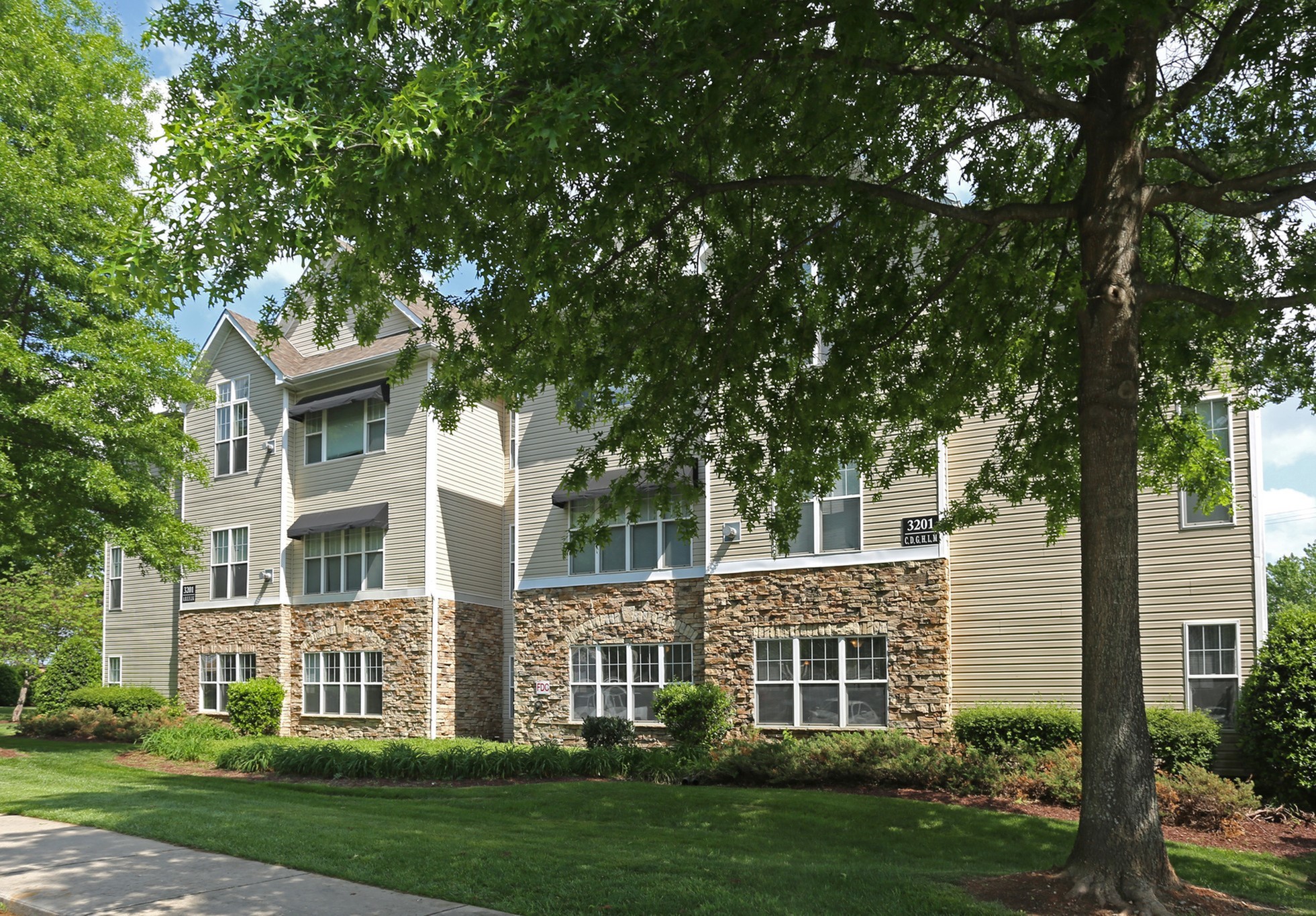 View Photos & Take A Virtual Tour | Allerton Place