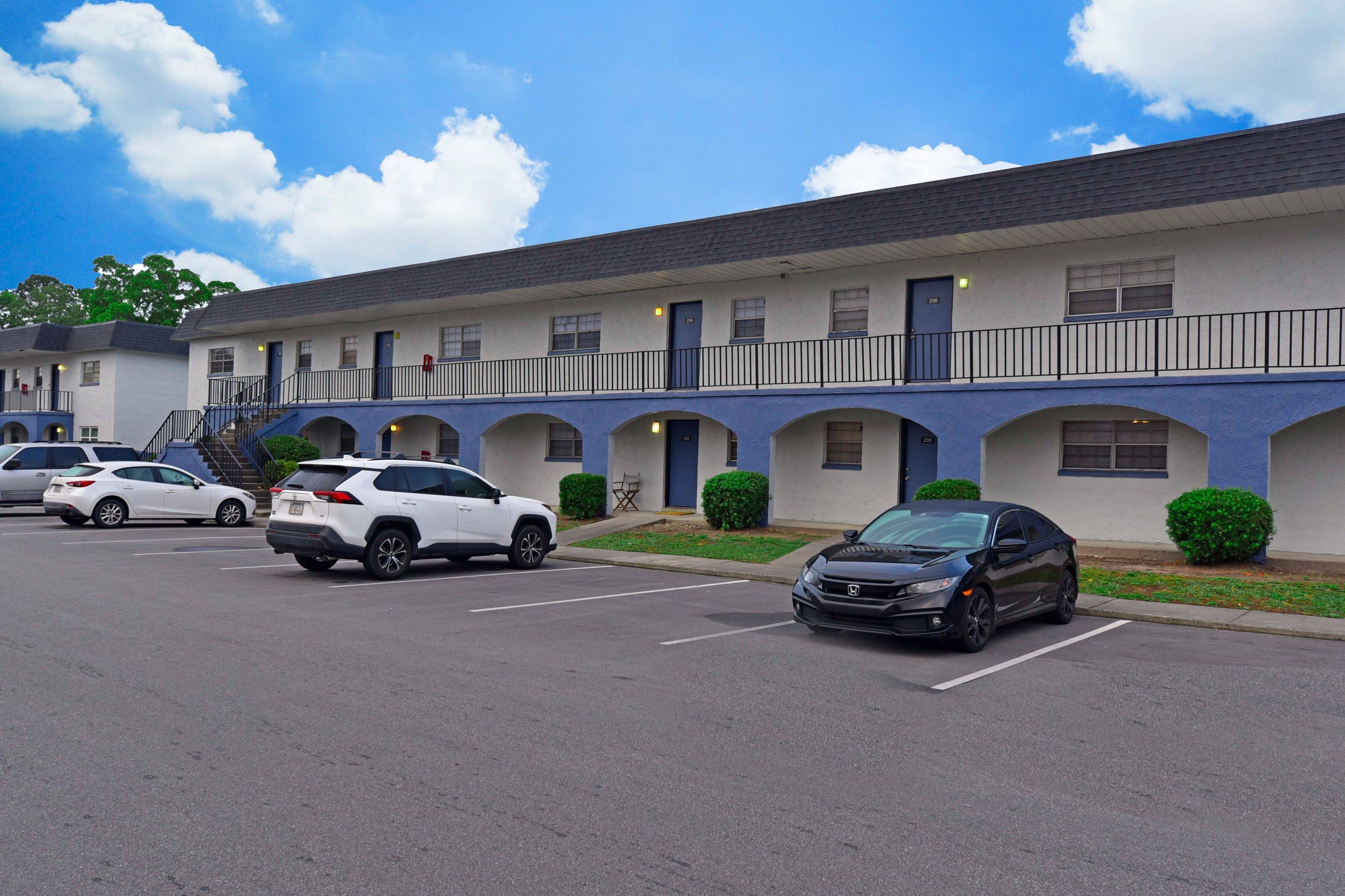 View Photos & Take A Virtual Tour | Allora