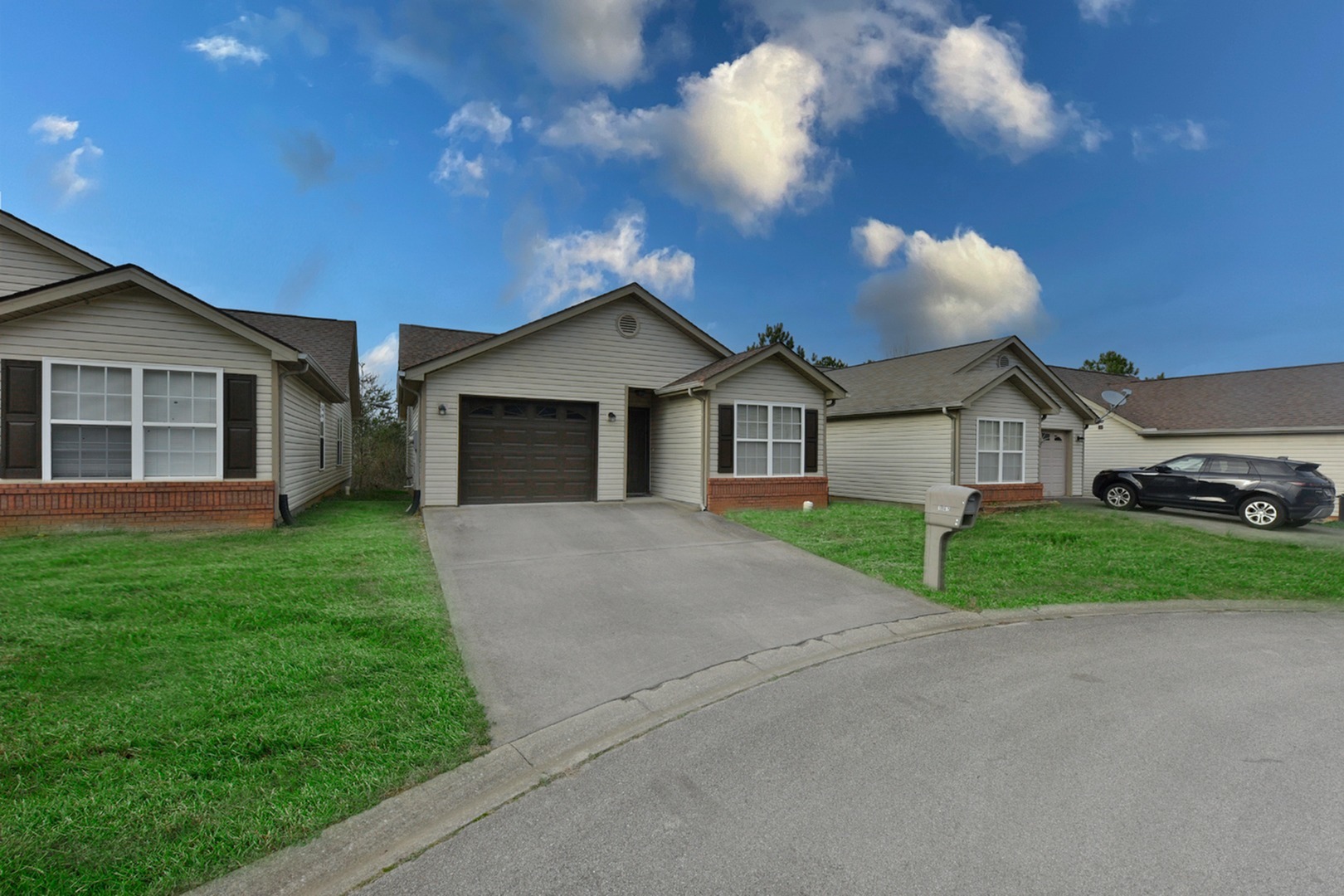 View Photos & Take A Virtual Tour | Residences at Devanshire