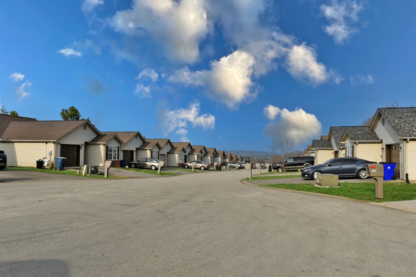 View Photos & Take A Virtual Tour | Residences at Devanshire