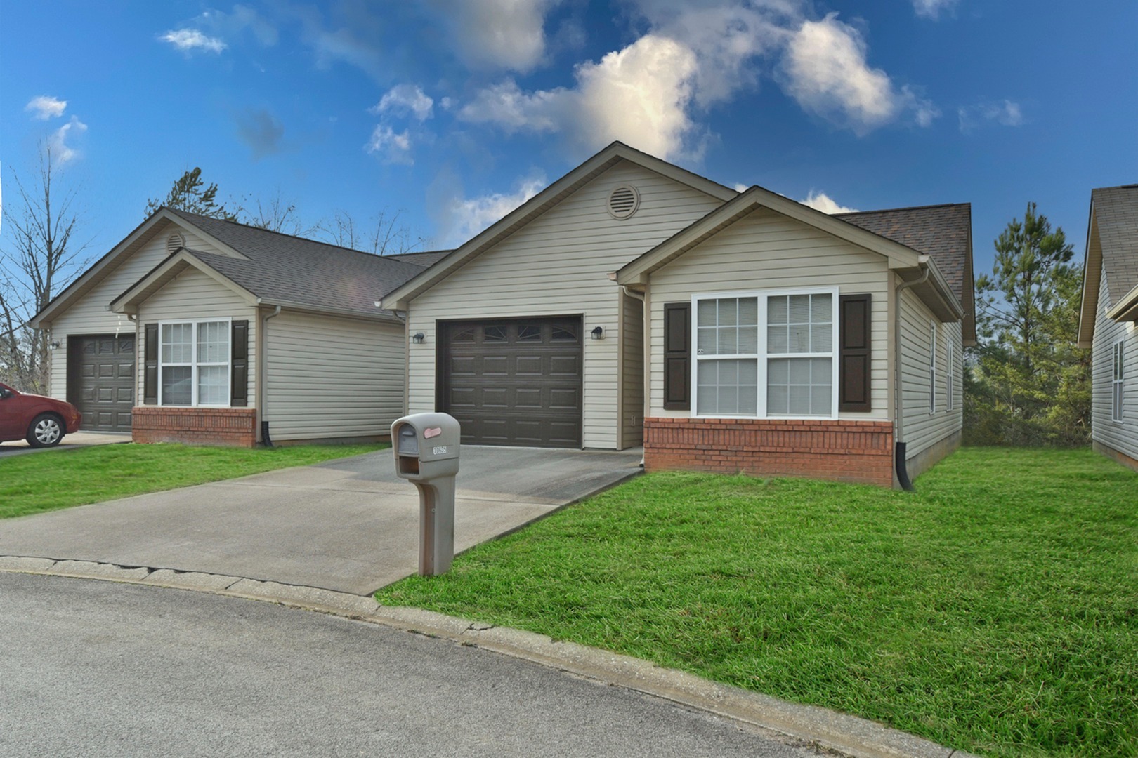 View Photos & Take A Virtual Tour | Residences at Devanshire