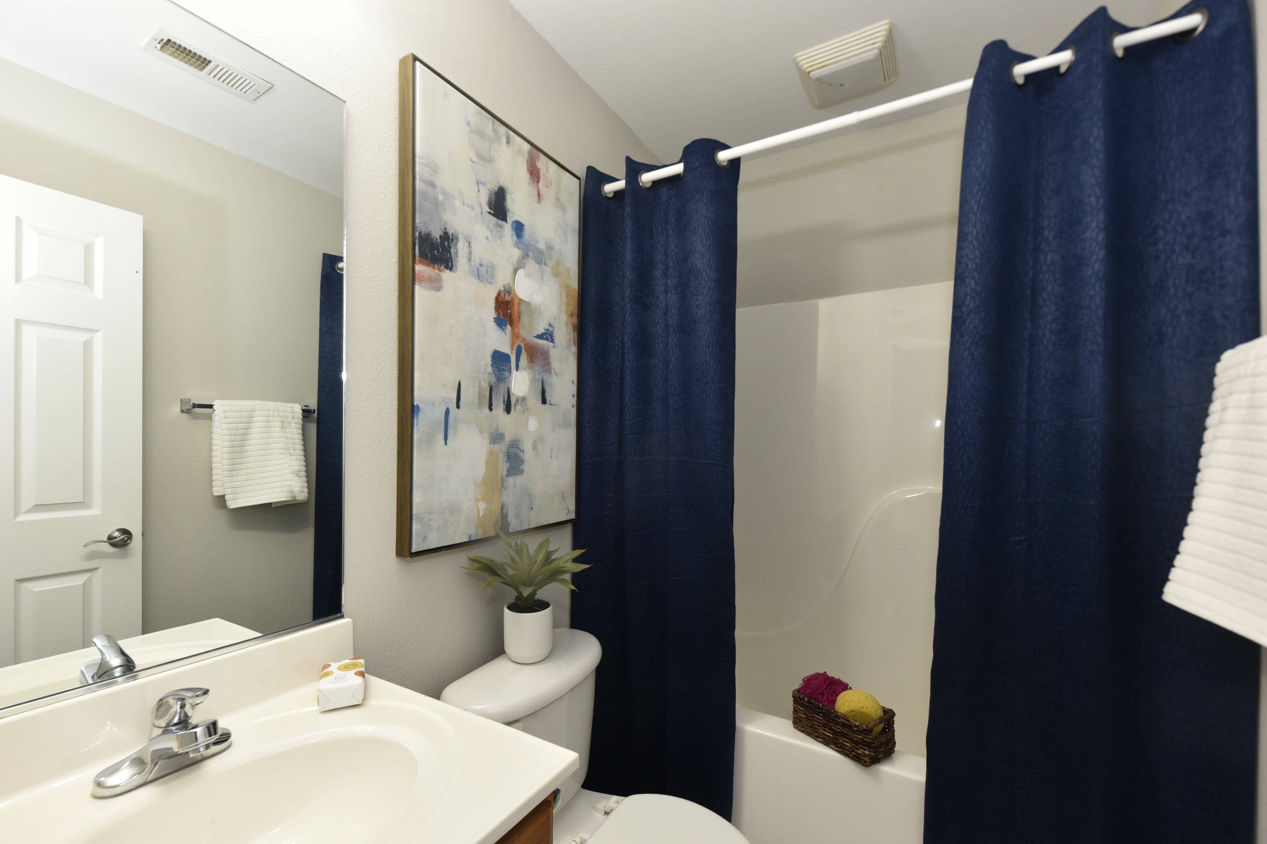 View Photos & Take A Virtual Tour | Residences at Devanshire