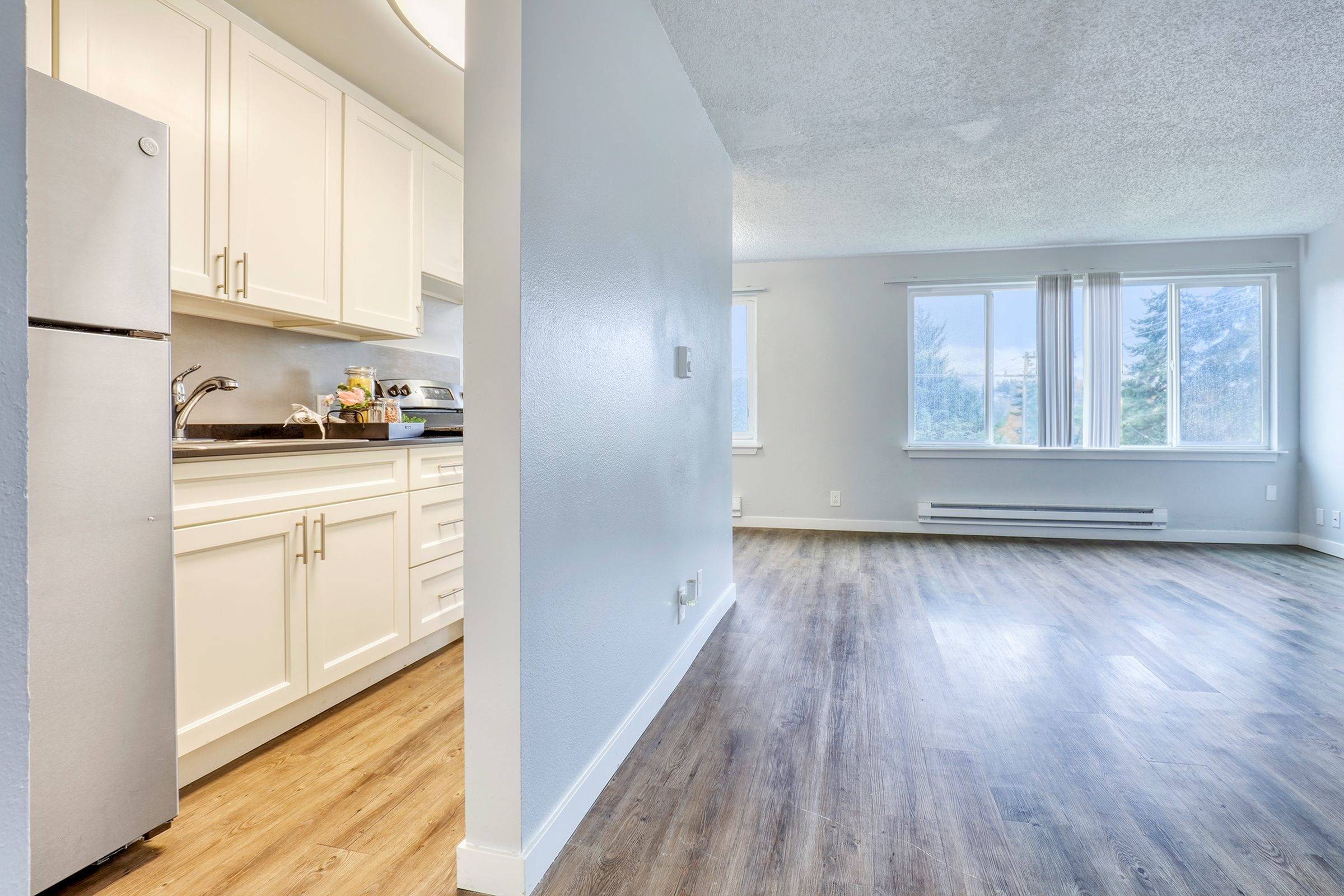 Apartments in West Seattle Near Junction - Photos | The Edge