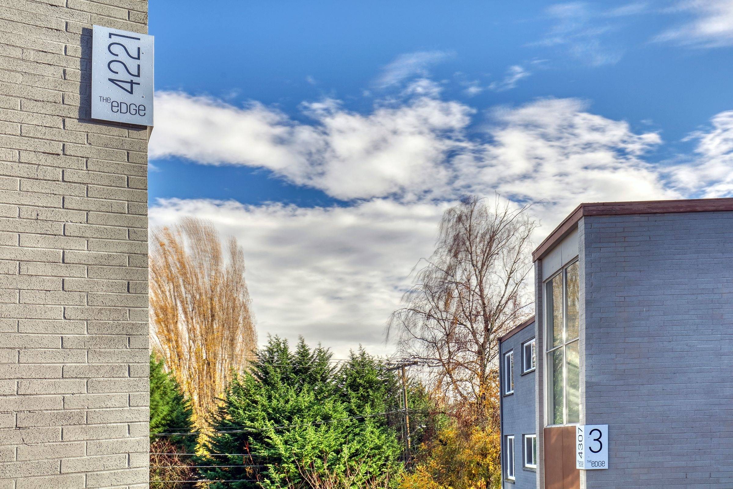 Apartments in West Seattle Near Junction - Photos | The Edge