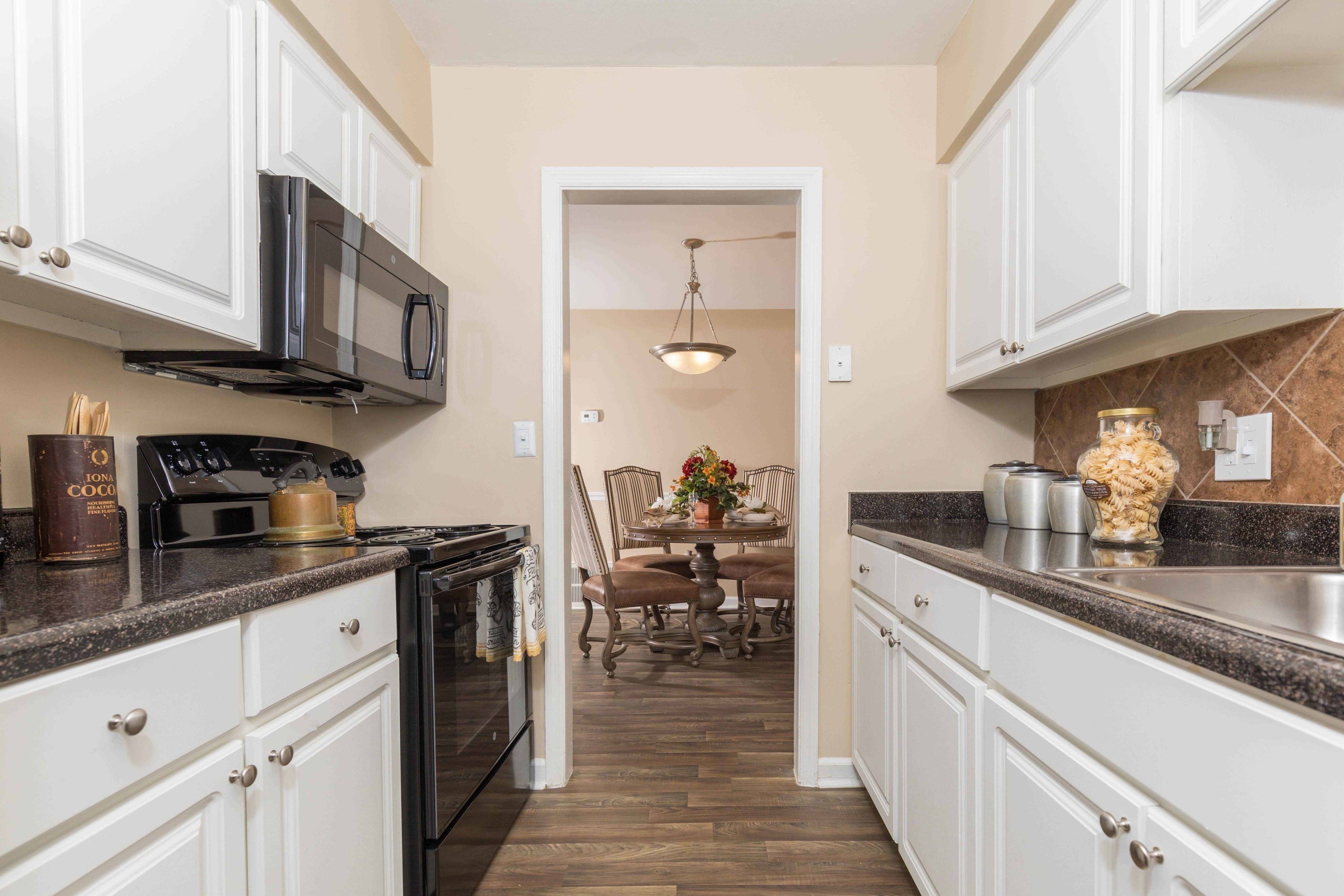 Photos | Pelham Place South | Greenville, SC Apartments | Greenville ...