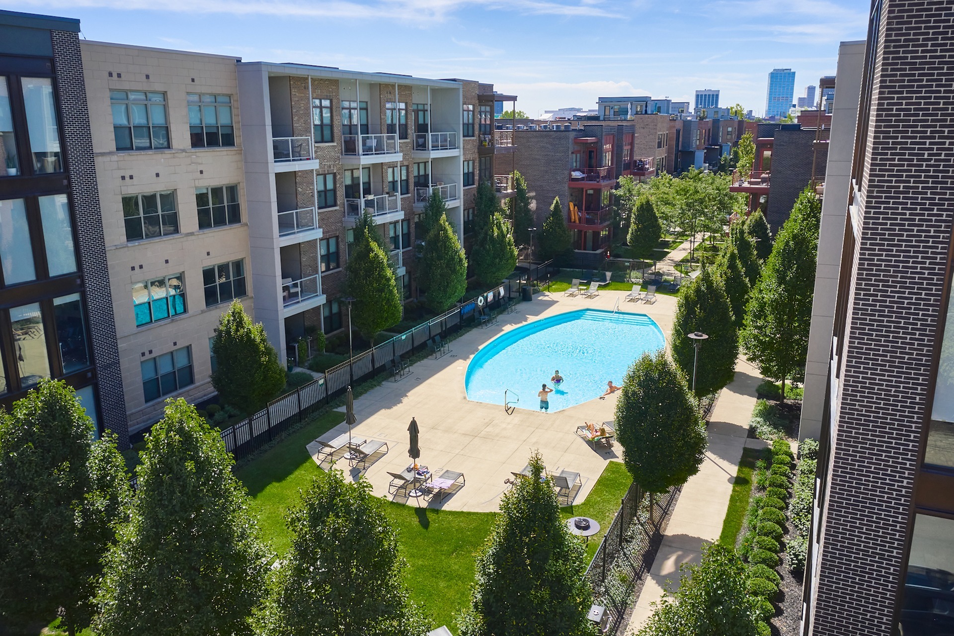 View Photos & Take A Virtual Tour | Foundry at Jeffrey Park