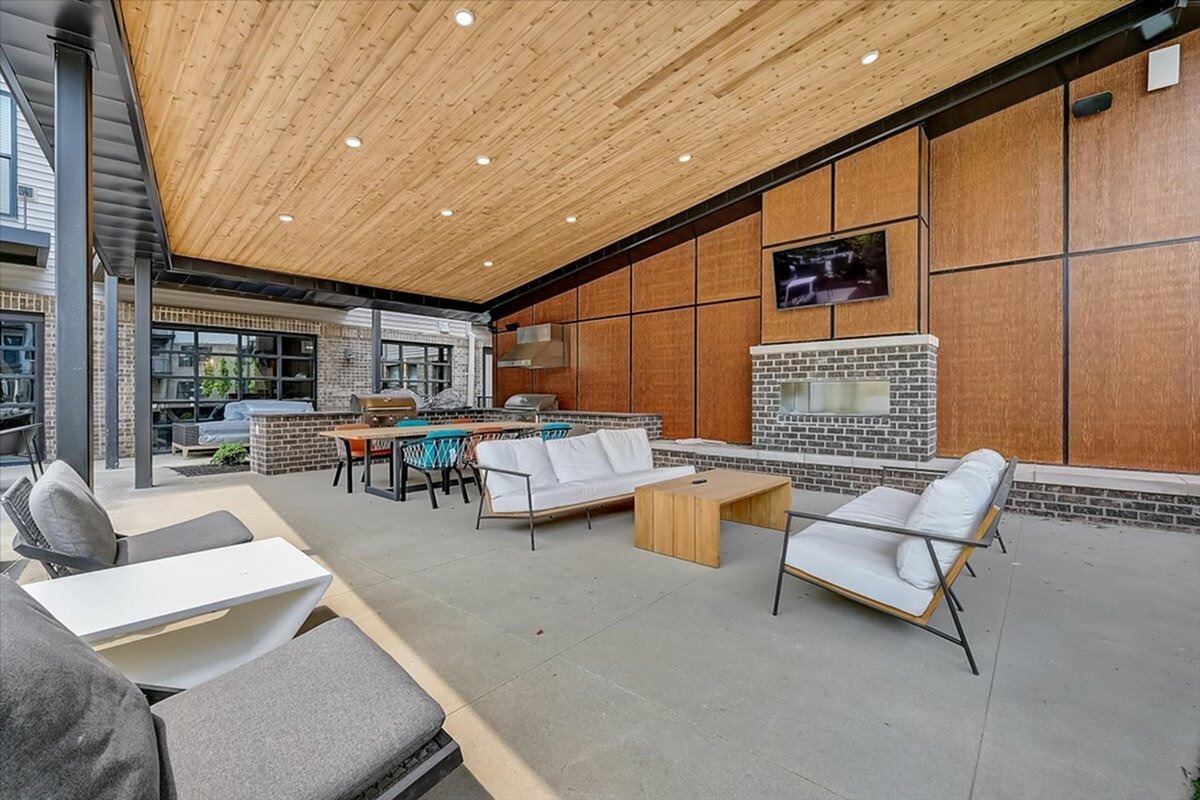 Photos & Videos of The Thomas at GVX in Columbus, OH