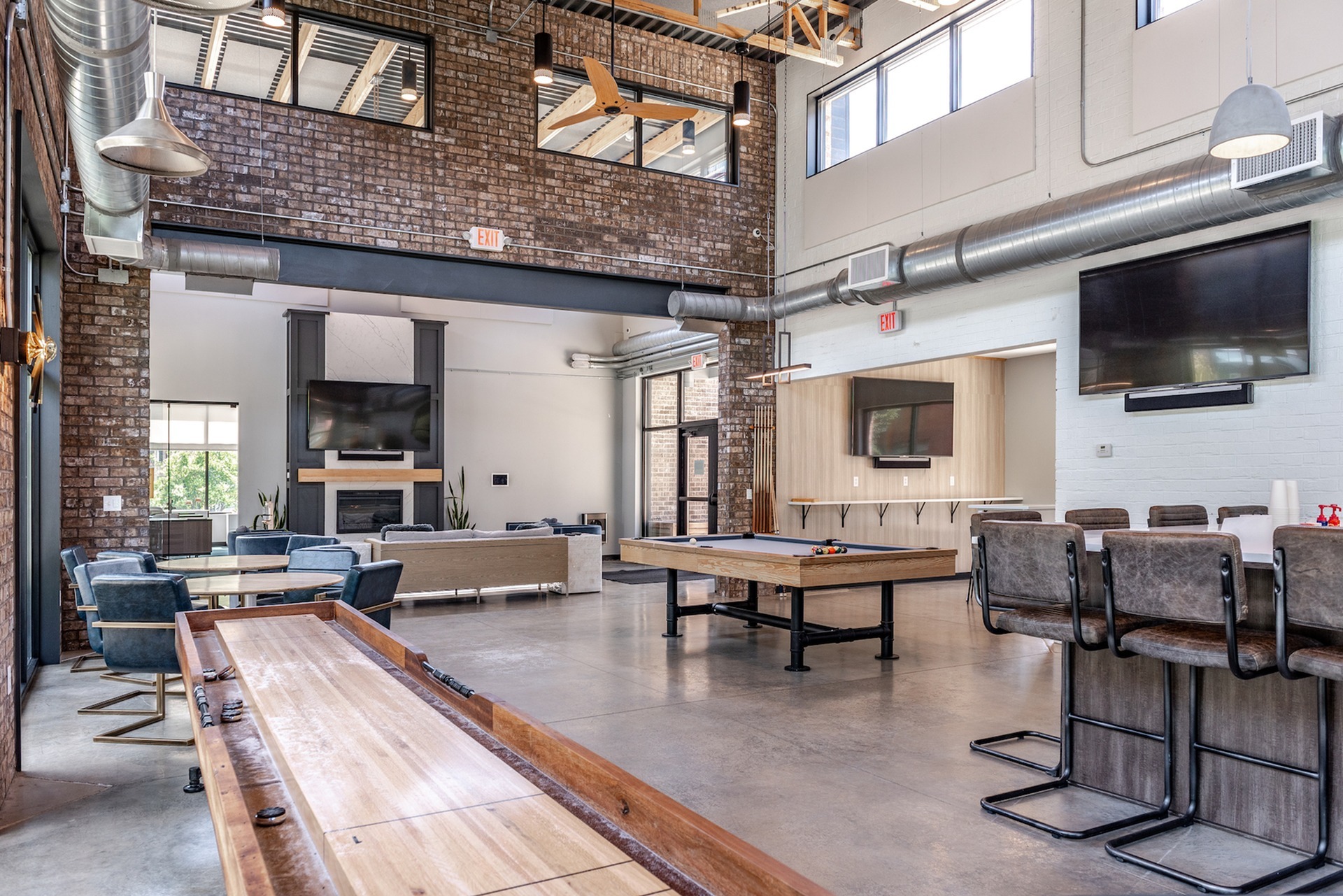 View Photos & Take A Virtual Tour | Foundry at Jeffrey Park