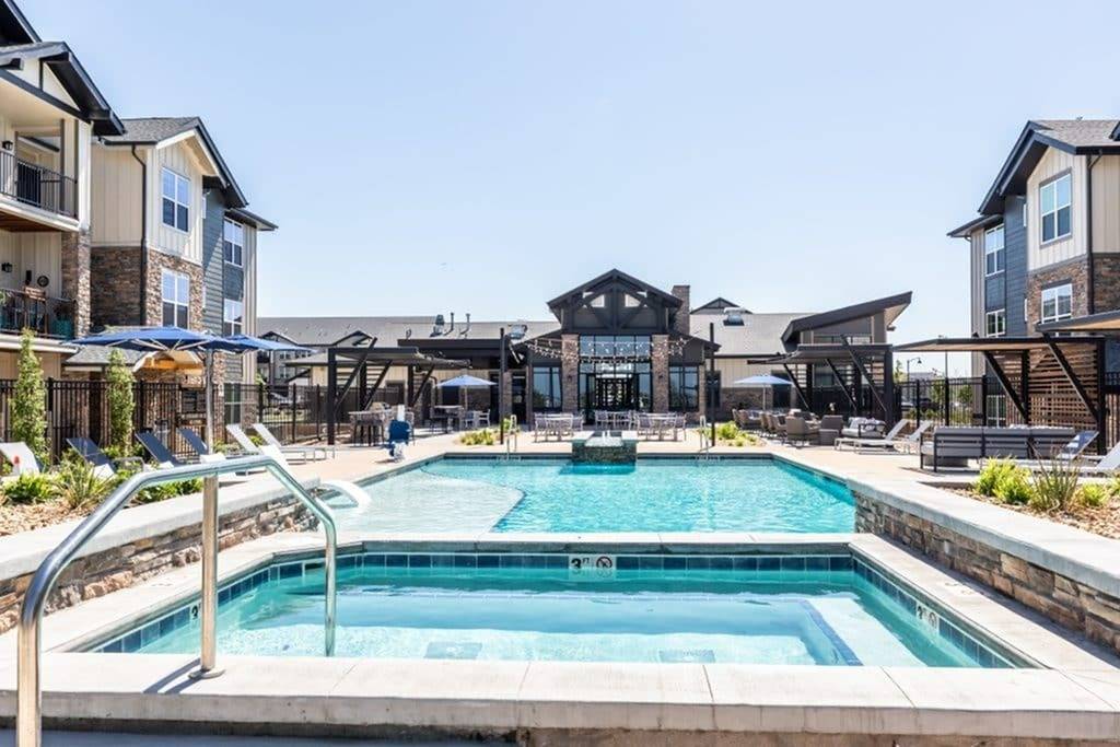 Peakline at Copperleaf Official Site | Luxury Aurora Apartments