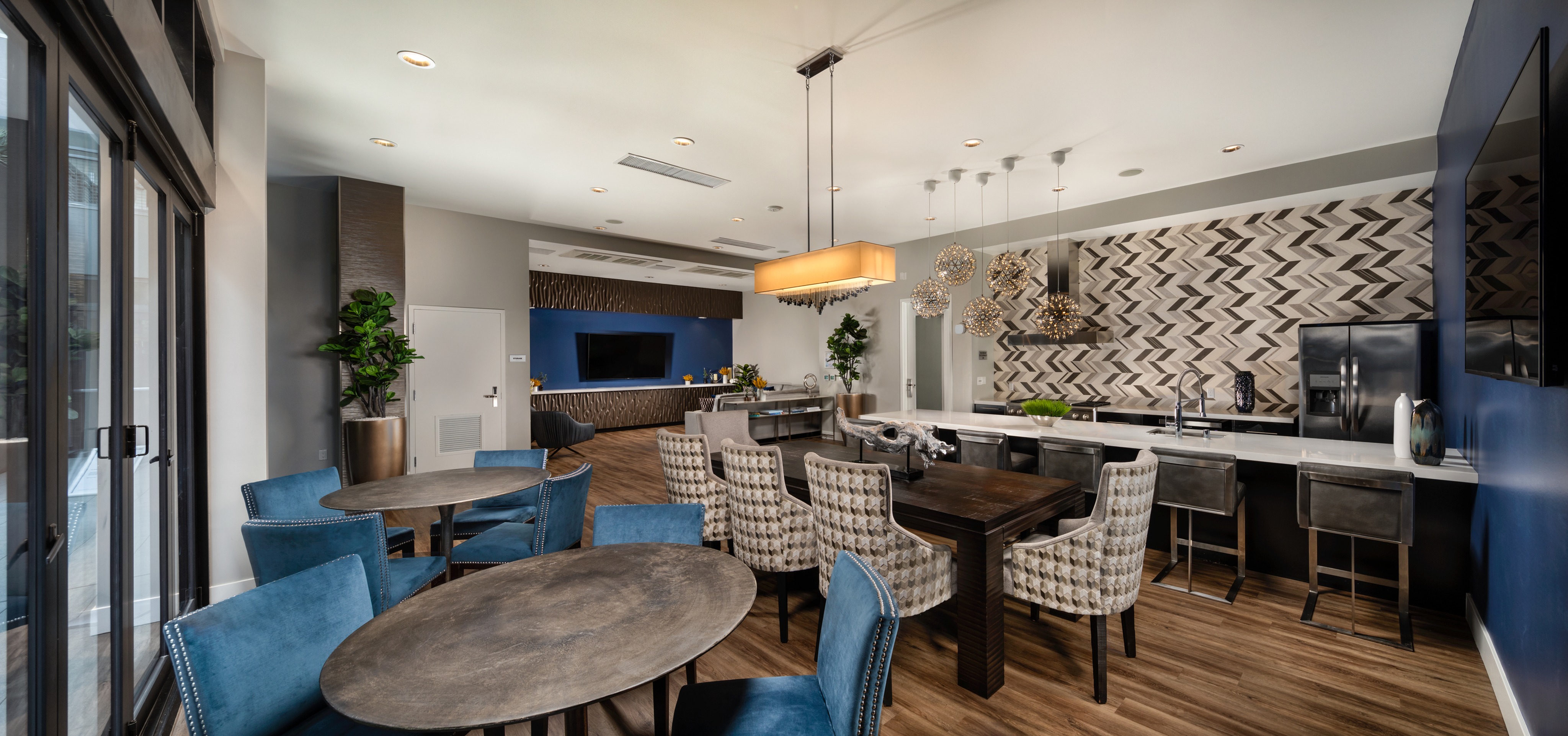 Amenities | Next on Lex | Apartments in Glendale