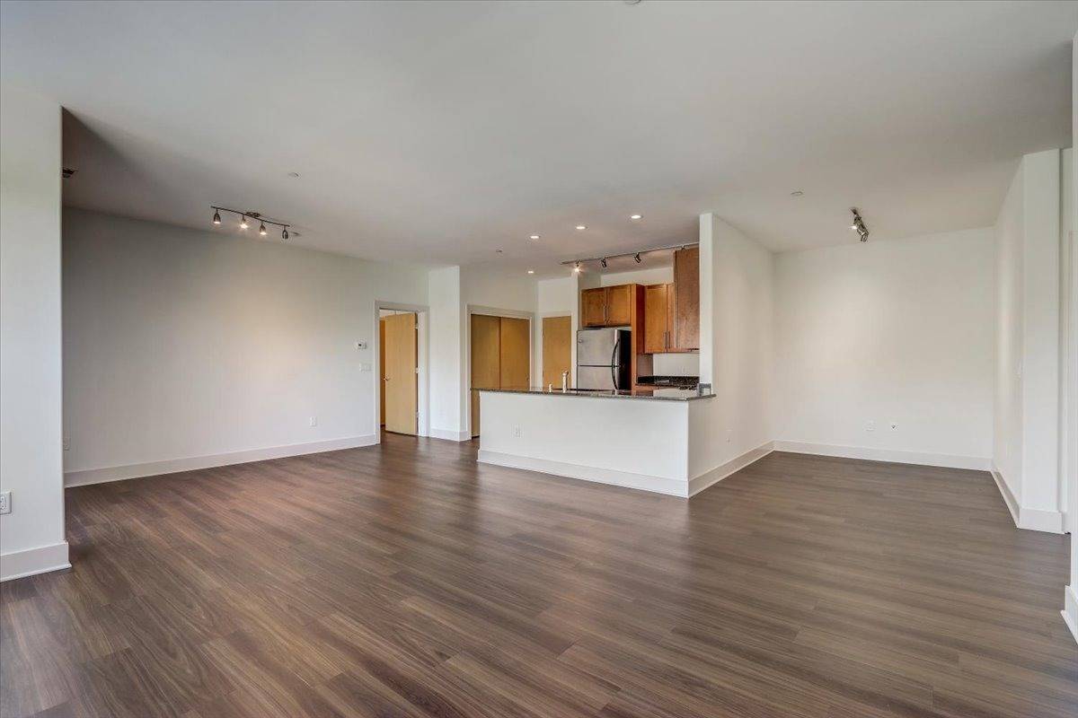 View Photos & Take A Virtual Tour | City Green Apartments