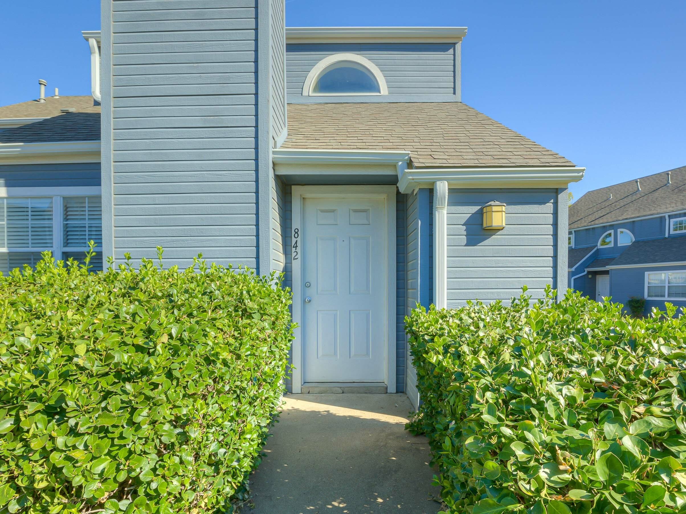 View Photos & Take A Virtual Tour | Lexington Commons