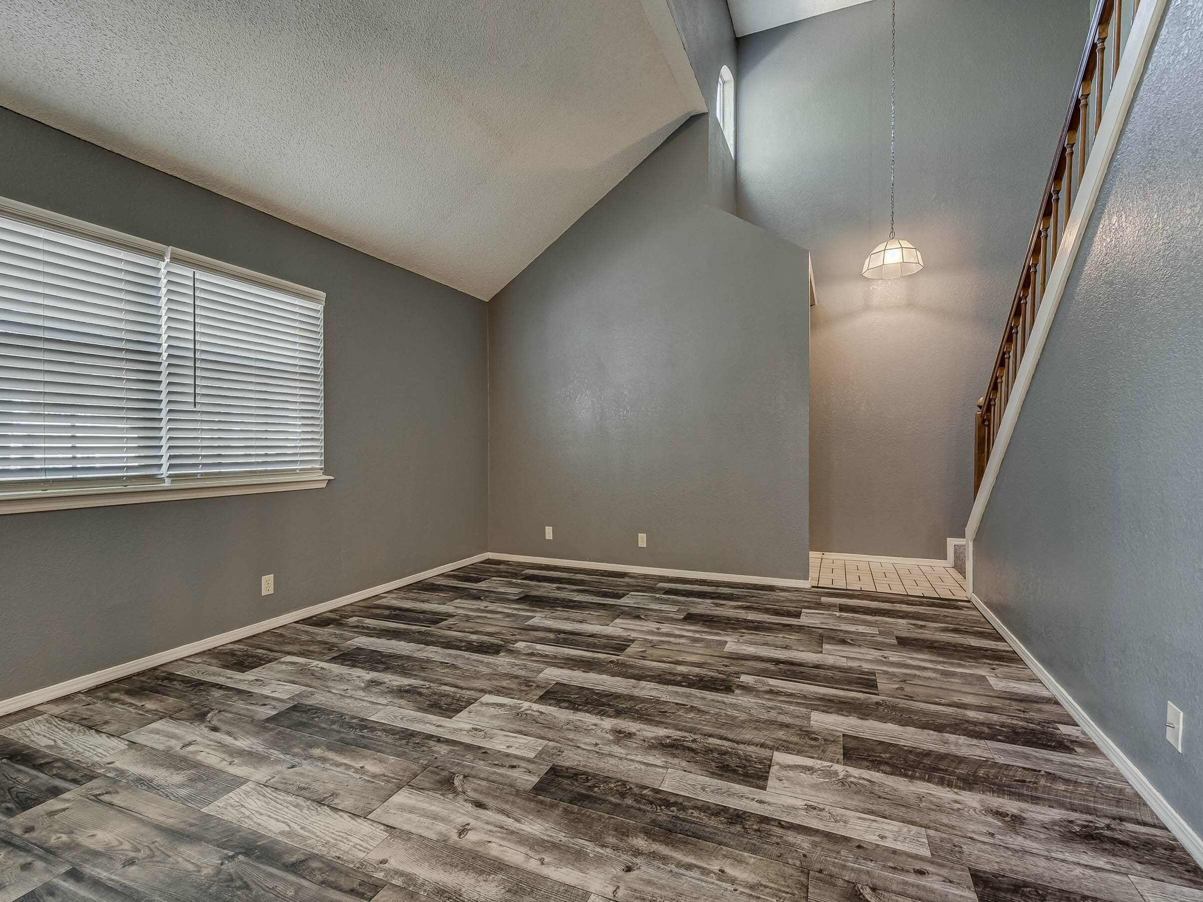 View Photos & Take A Virtual Tour | Lexington Commons