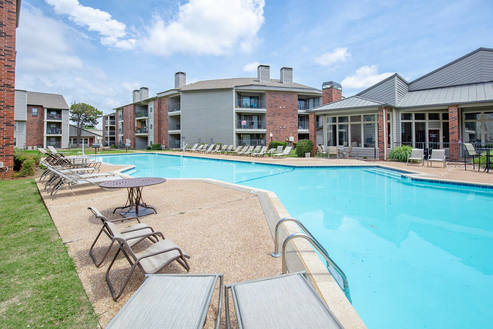 View Photos & Take A Virtual Tour | Woodscape Apartments