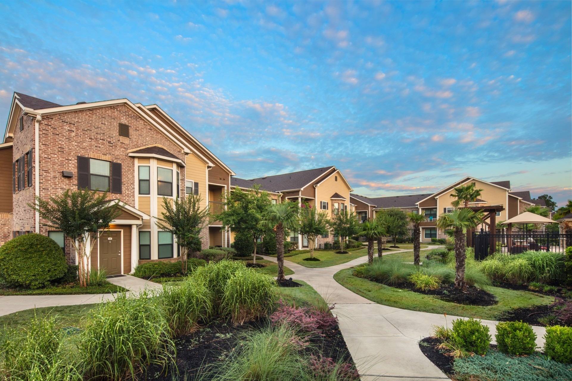 Photos & Tours | Avenues at Northpointe | Tomball Apartments
