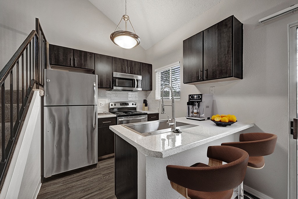 Photo Gallery| Summit Riverside | Apartments For Rent Littleton