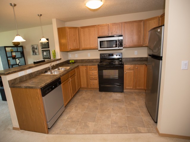 Apartment Complex in Sioux Falls, SD | Foxmoor Apartments