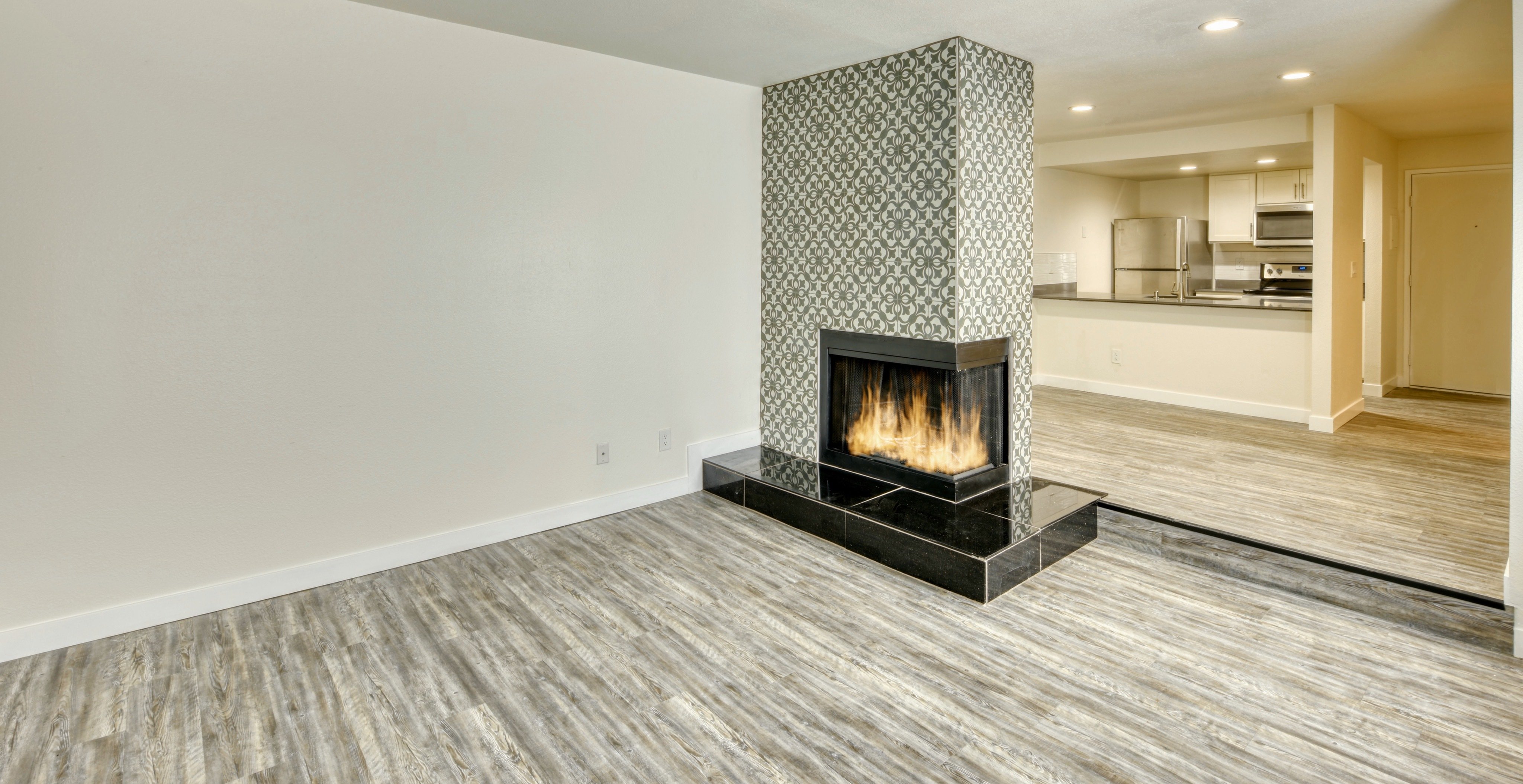 View Photos & Take A Virtual Tour | The Peaks