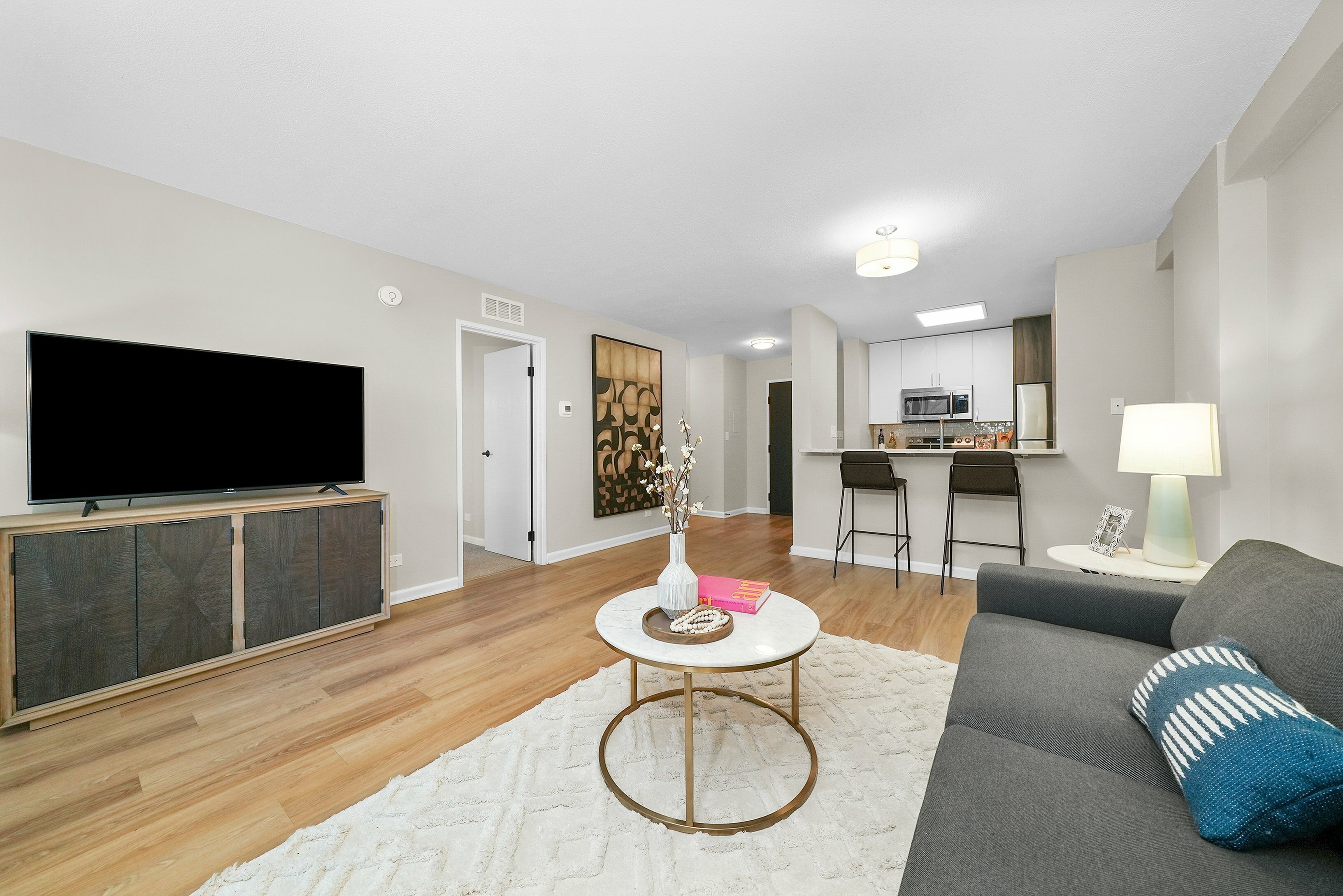 View Photos | Park 150 Apartments