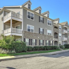 View Photos & Take A Virtual Tour | The Villas of Castleton Apartments