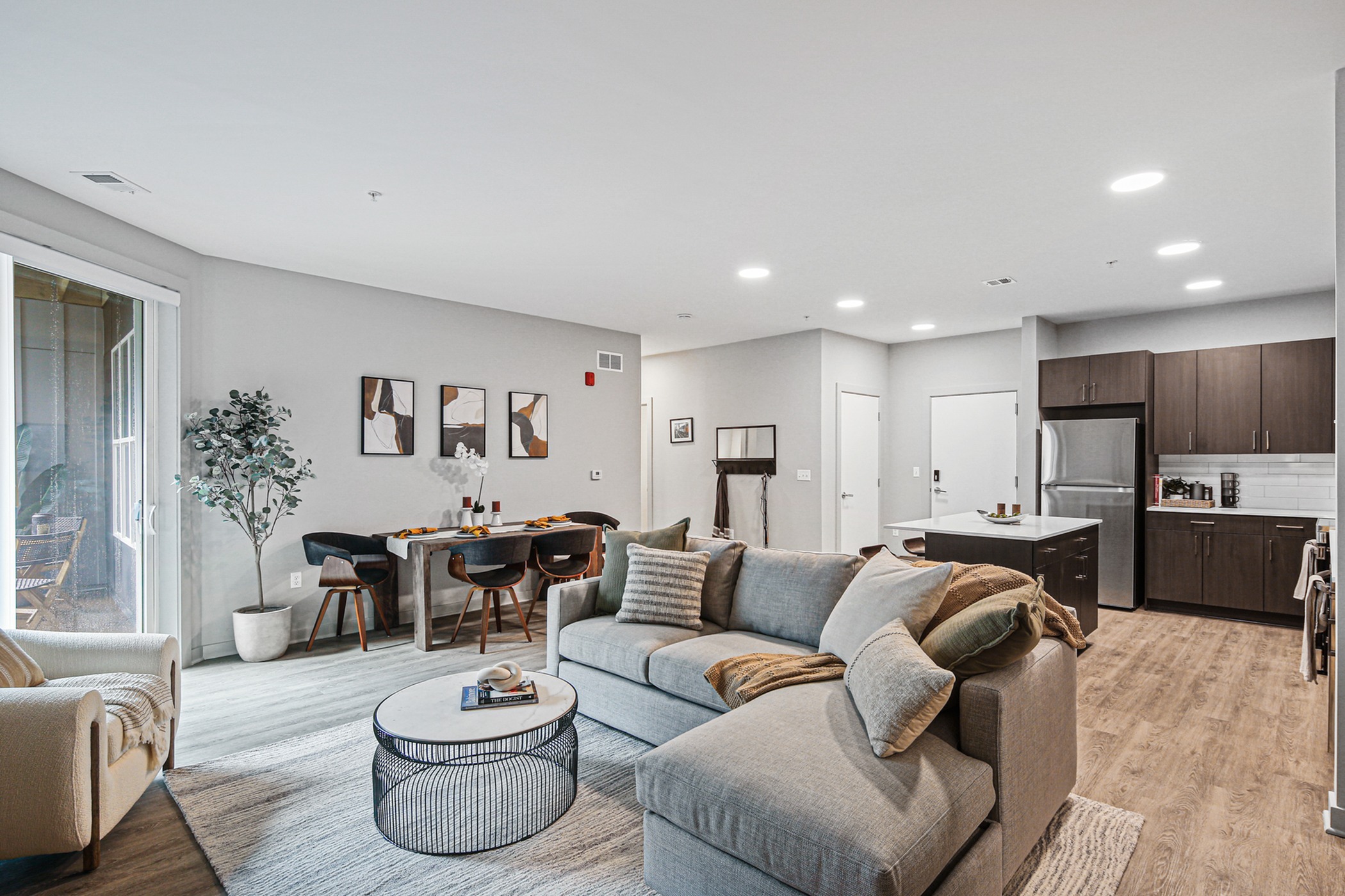 View Photos & Take A Virtual Tour | Lofts at Yard 56