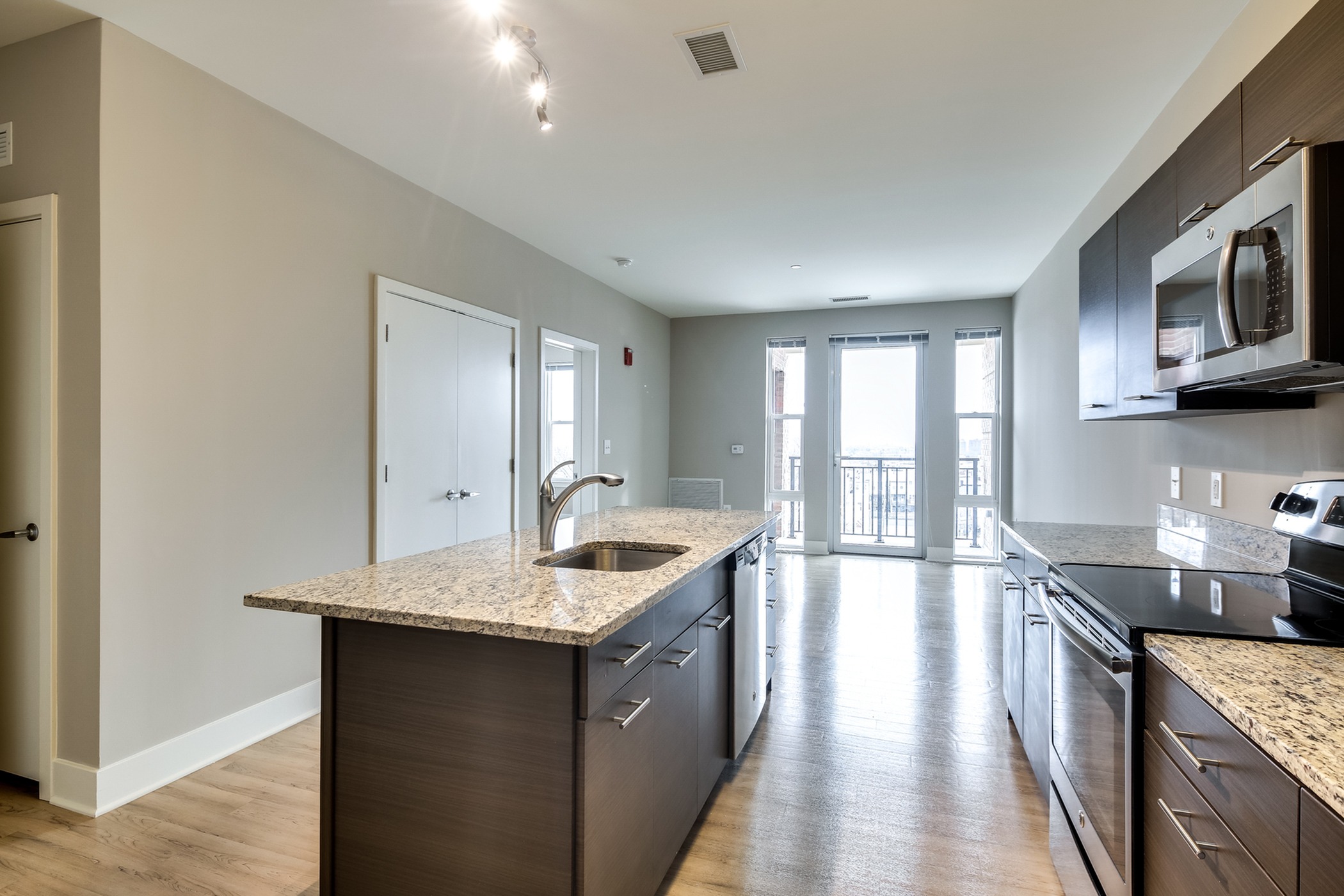 Studio - 2 Bed Apartments - Check Availability | ICON Residences at The ...