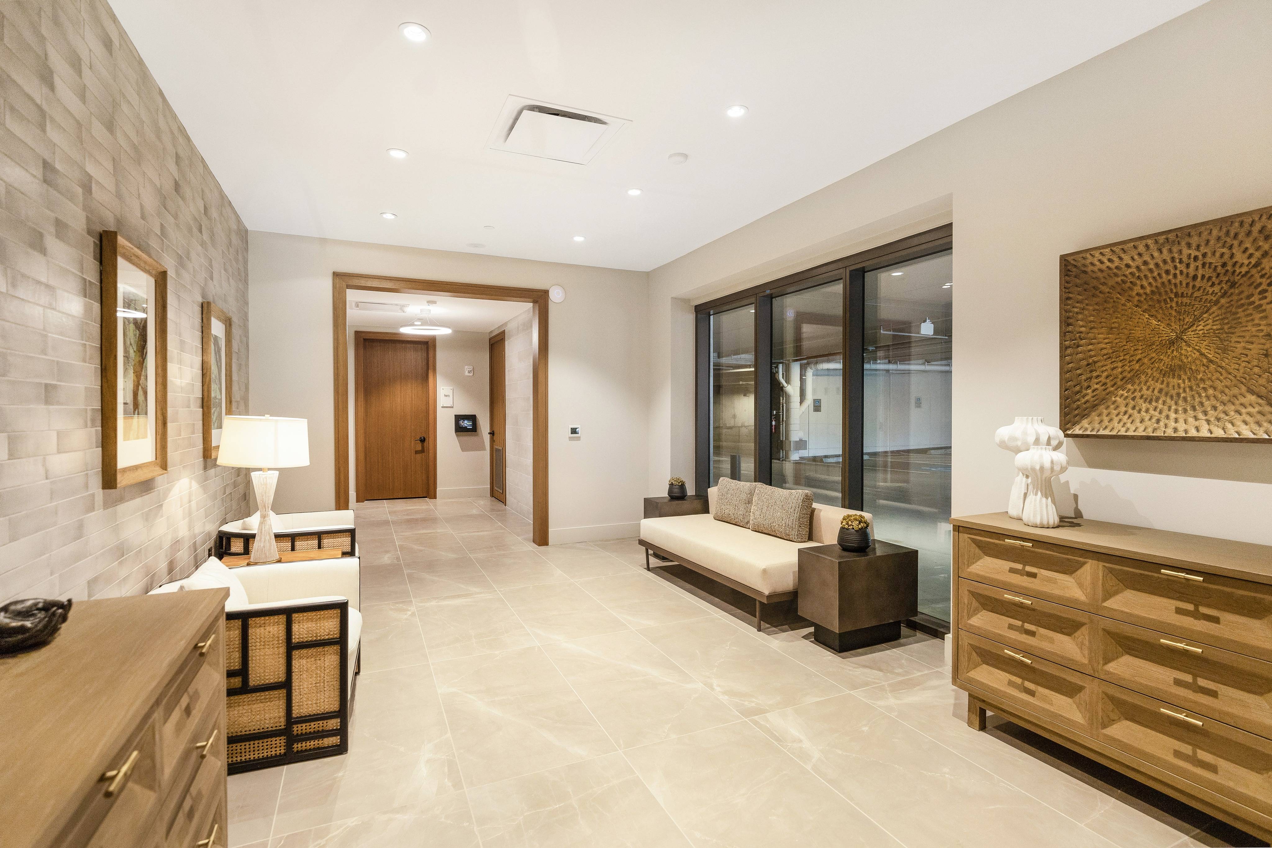 Luxury High Rise Apartments Allen Parkway | Hanover Autry Park