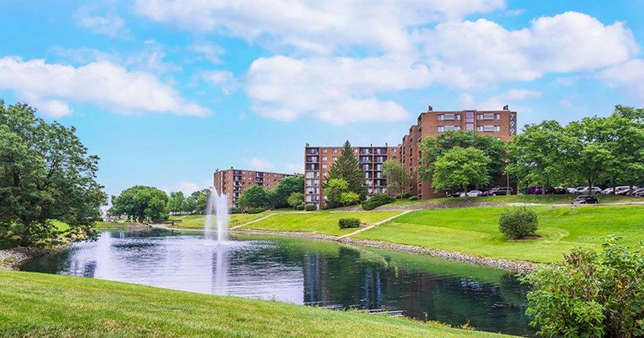 The Views Naperville | Illinois Apartments | Official Site