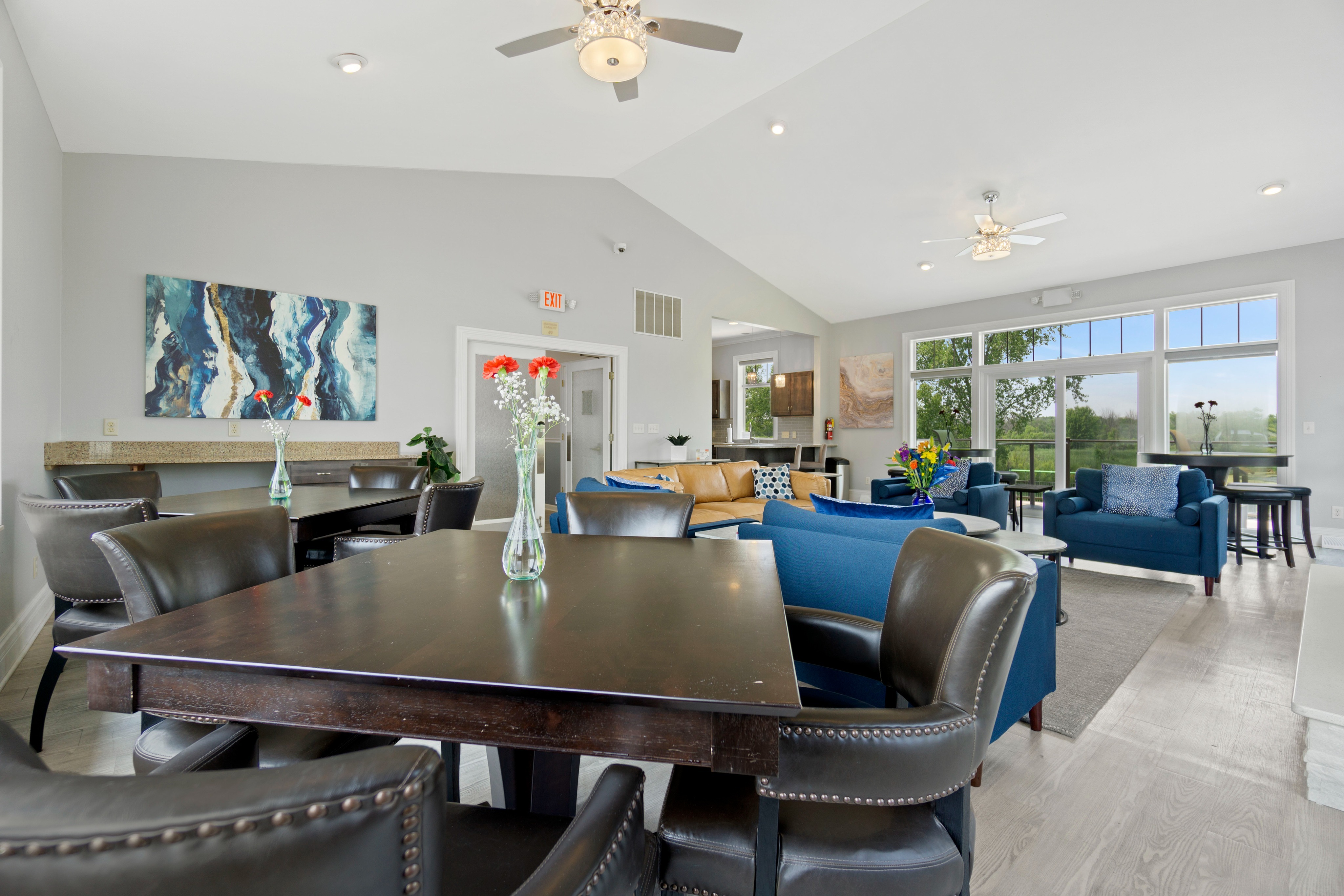 Photo Gallery & Tour | Saddle Brook Apartments