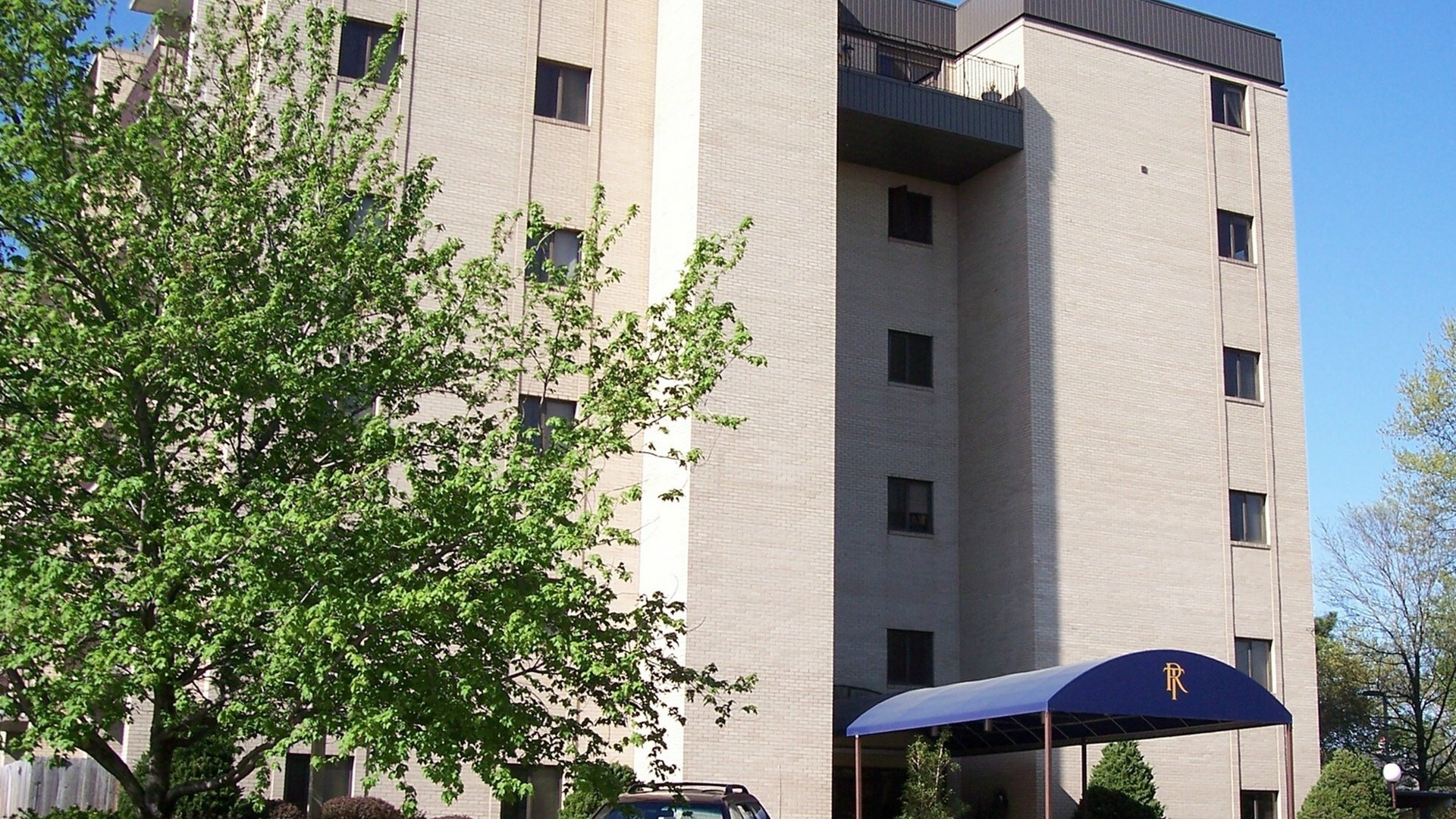 Regency Tower | Apartments In Springfield, MO