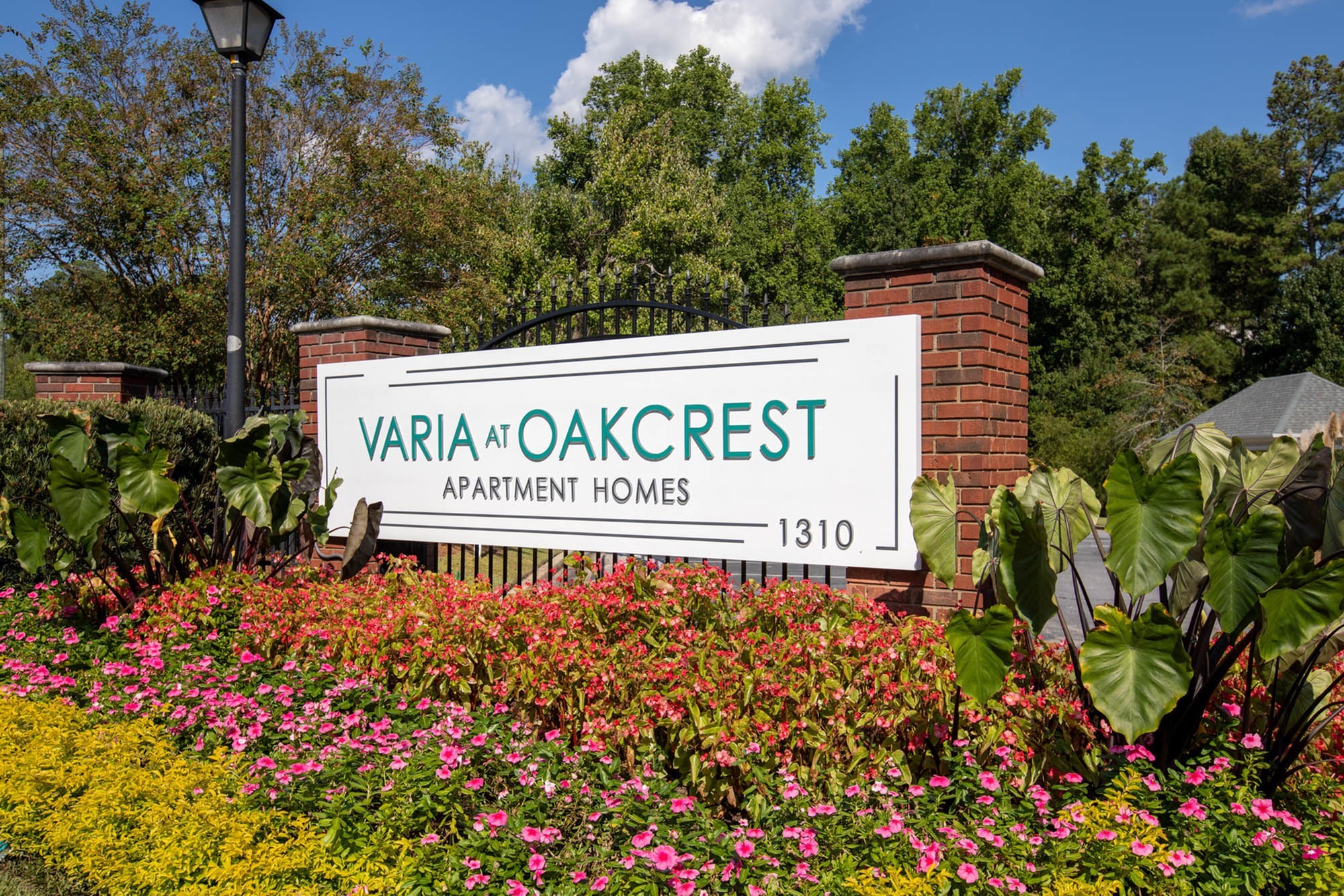 View Photos & Take A Virtual Tour | Varia at Oakcrest